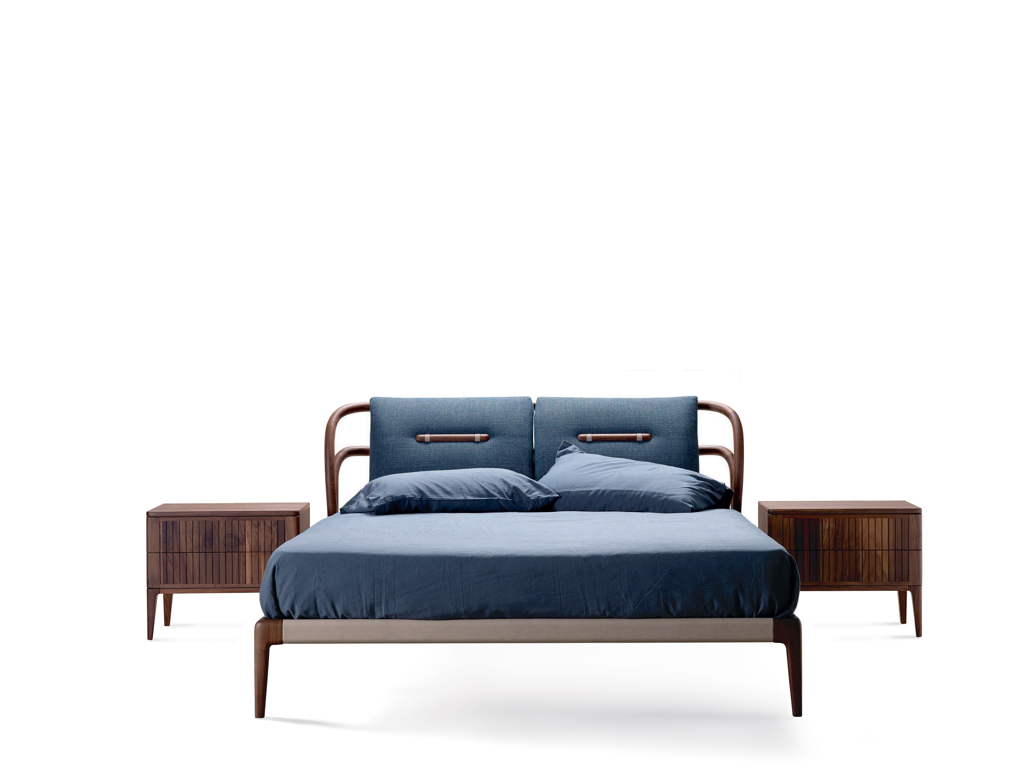 SMUSSO P-130 bed By Dale Italia