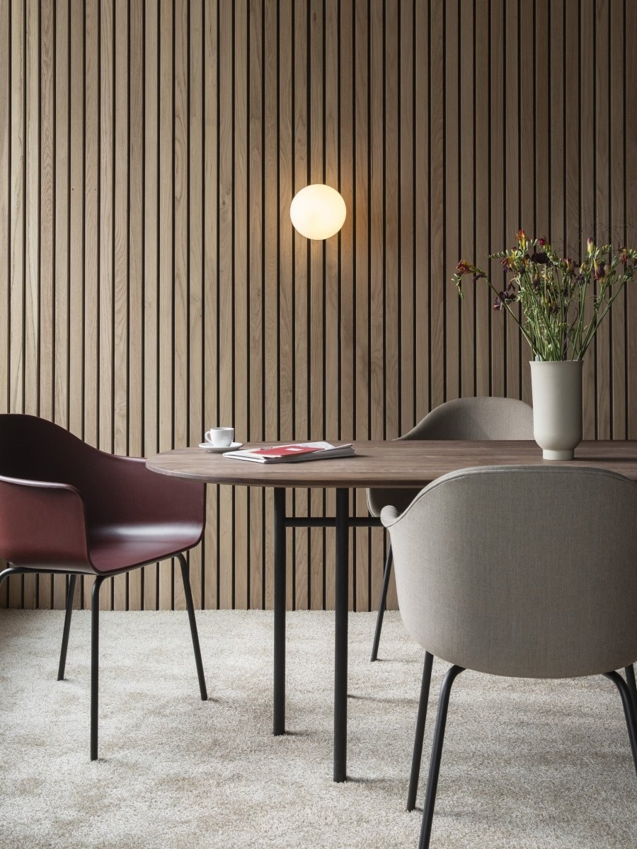 SNAREGADE DINING TABLE Oval dining table By Audo Copenhagen | design ...