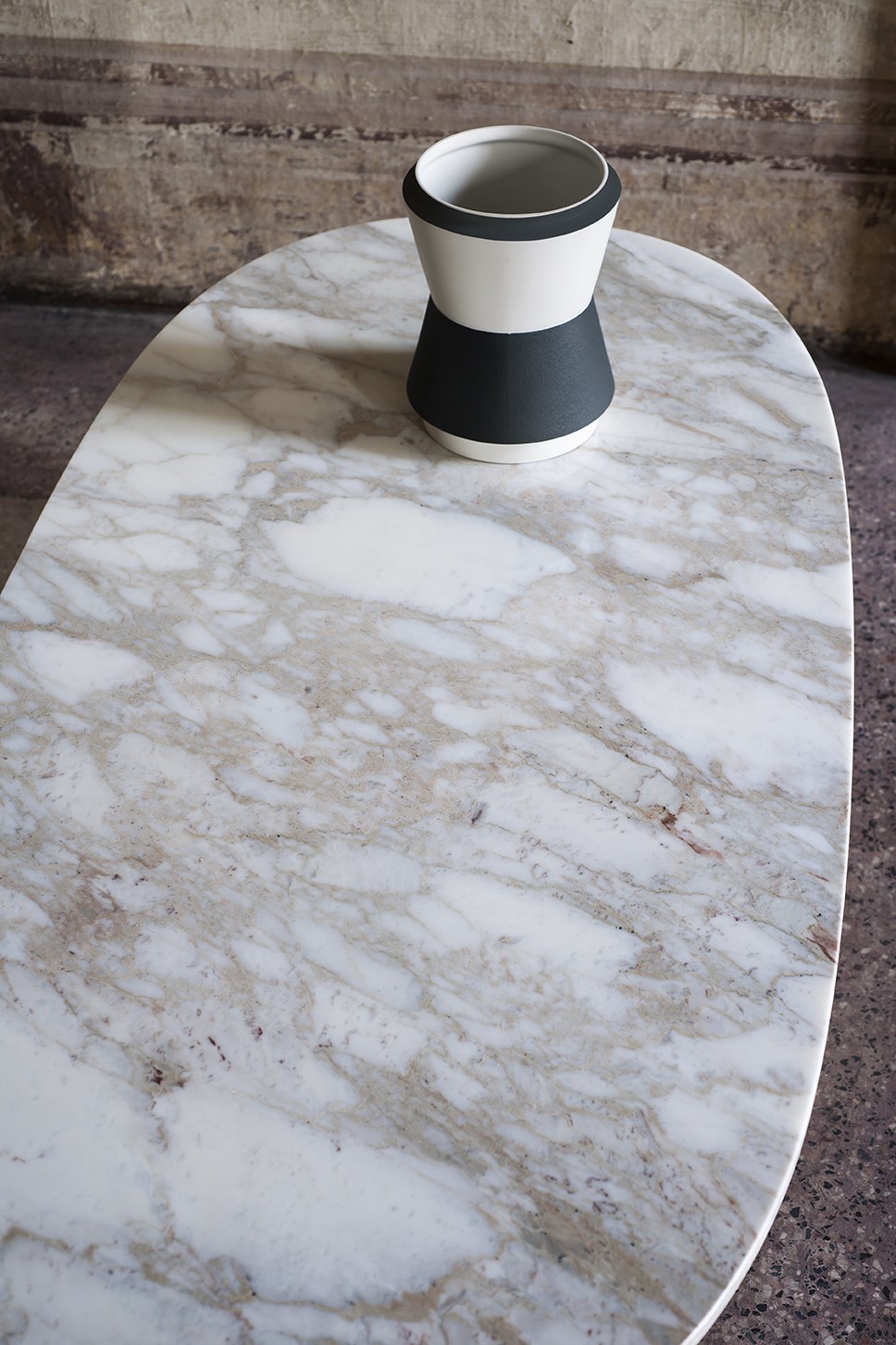 SOAP Marble coffee table By Tacchini | design Gordon Guillaumier