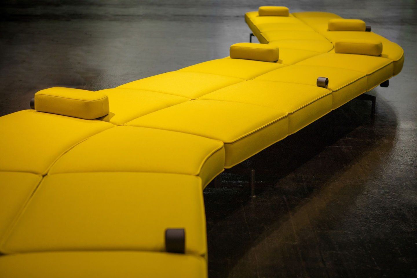 SOFT WORK | Sofa Soft Work Collection By Vitra design Barber & Osgerby