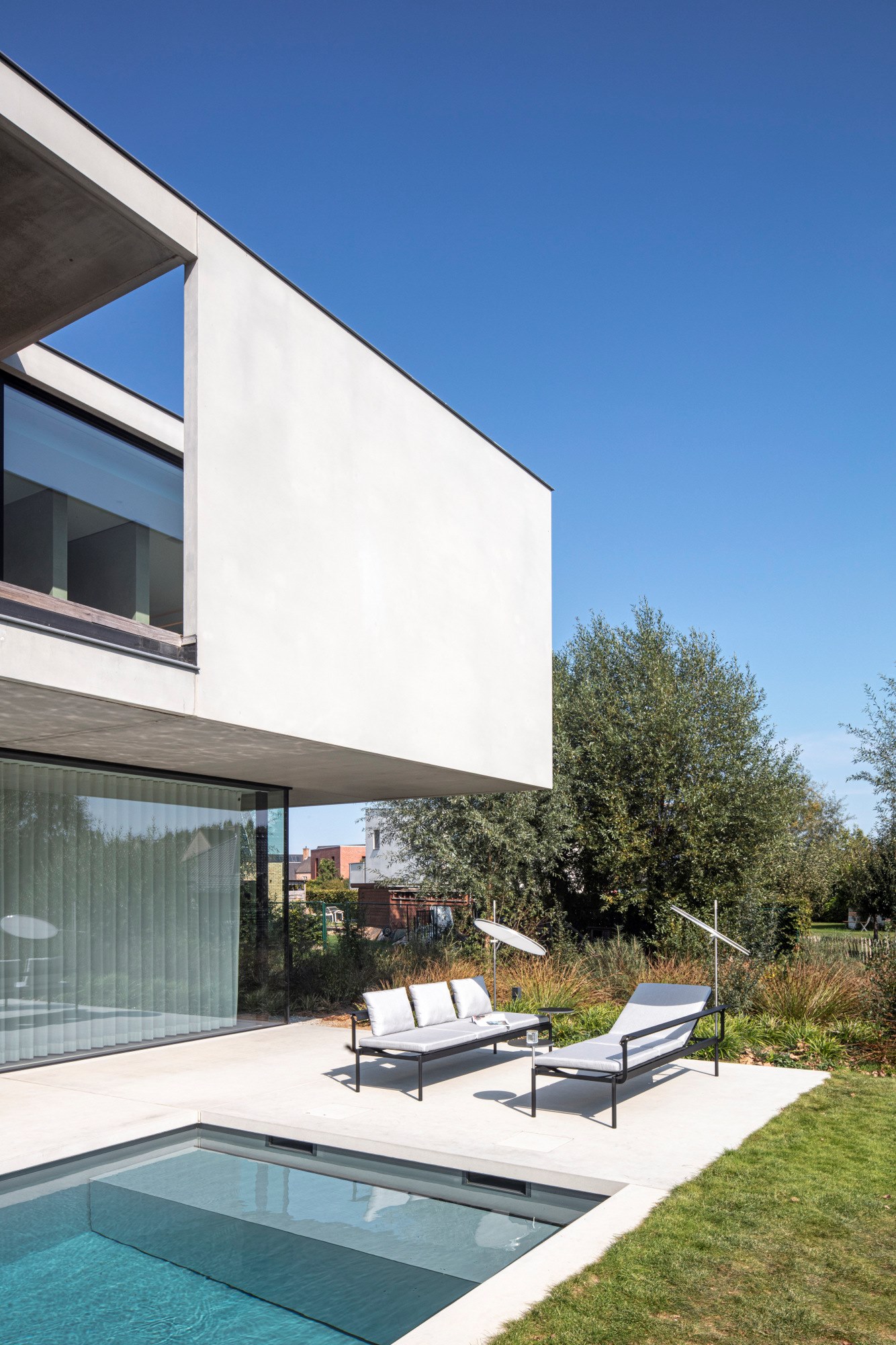 SOL+LUNA AUSTRALIS Garden sofa / sun lounger By Extremis | design Dirk ...