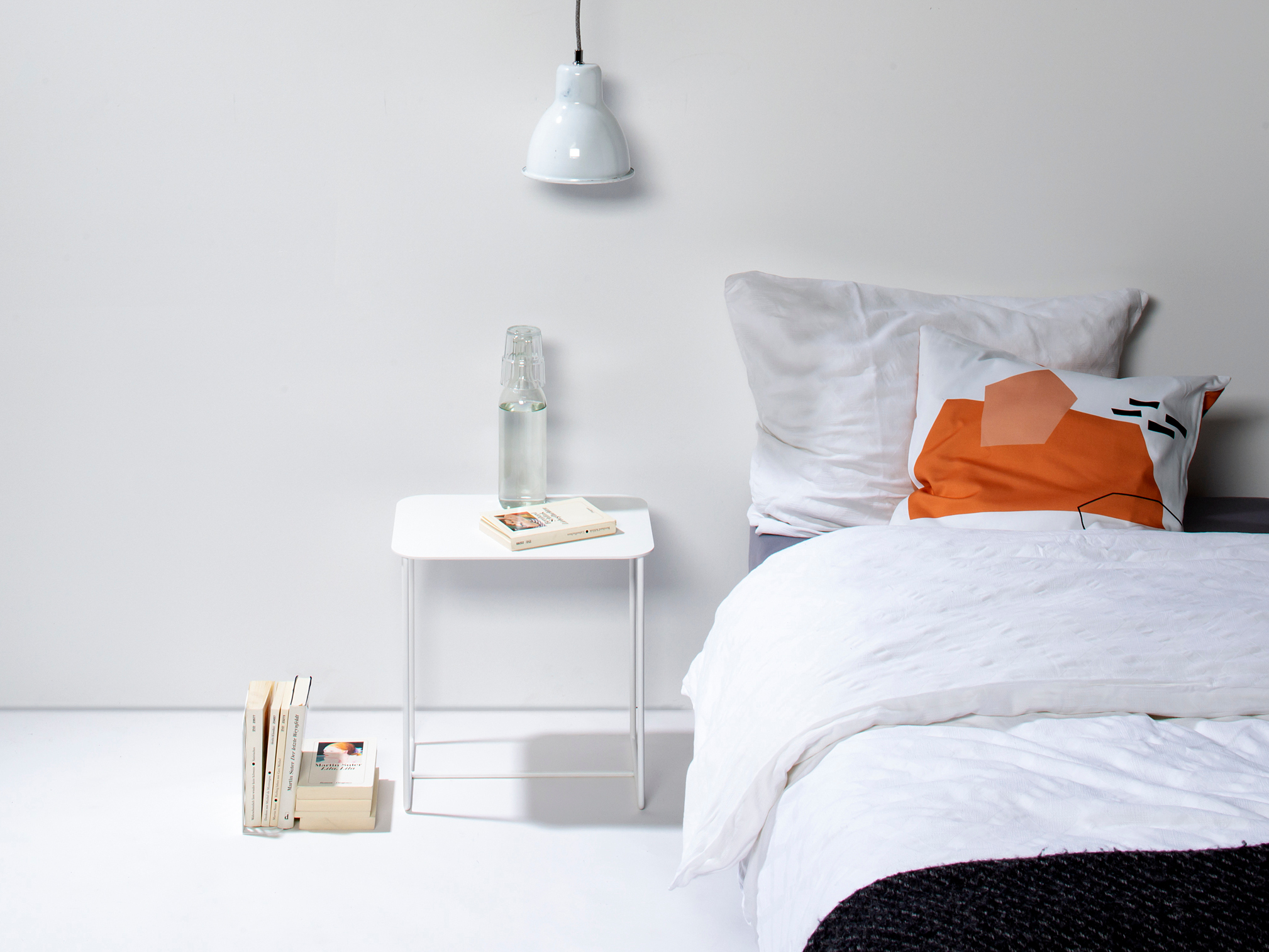 SOLID SIDE TABLE #02 Coffee table By Weld & co