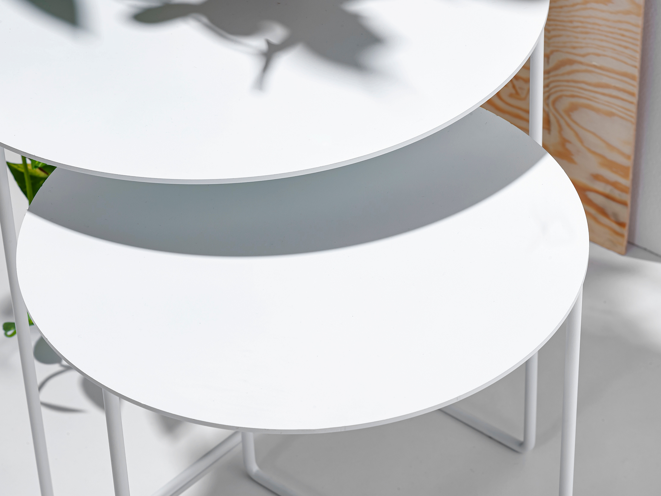 Round steel sheet side table SOLID SIDE TABLE #03 By weld & co