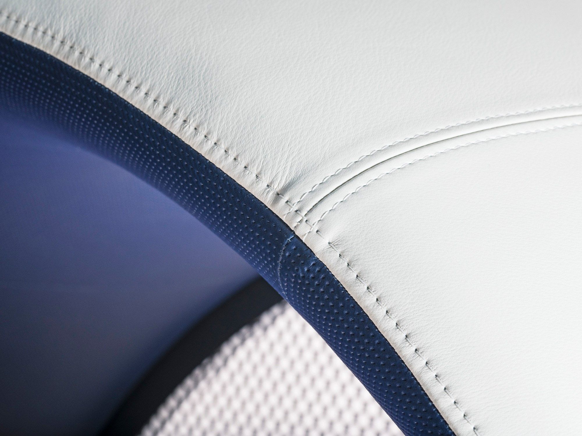 SONIC CHAIR - FIRST CLASS Acoustic armchair with iPad By Sonic chair ...