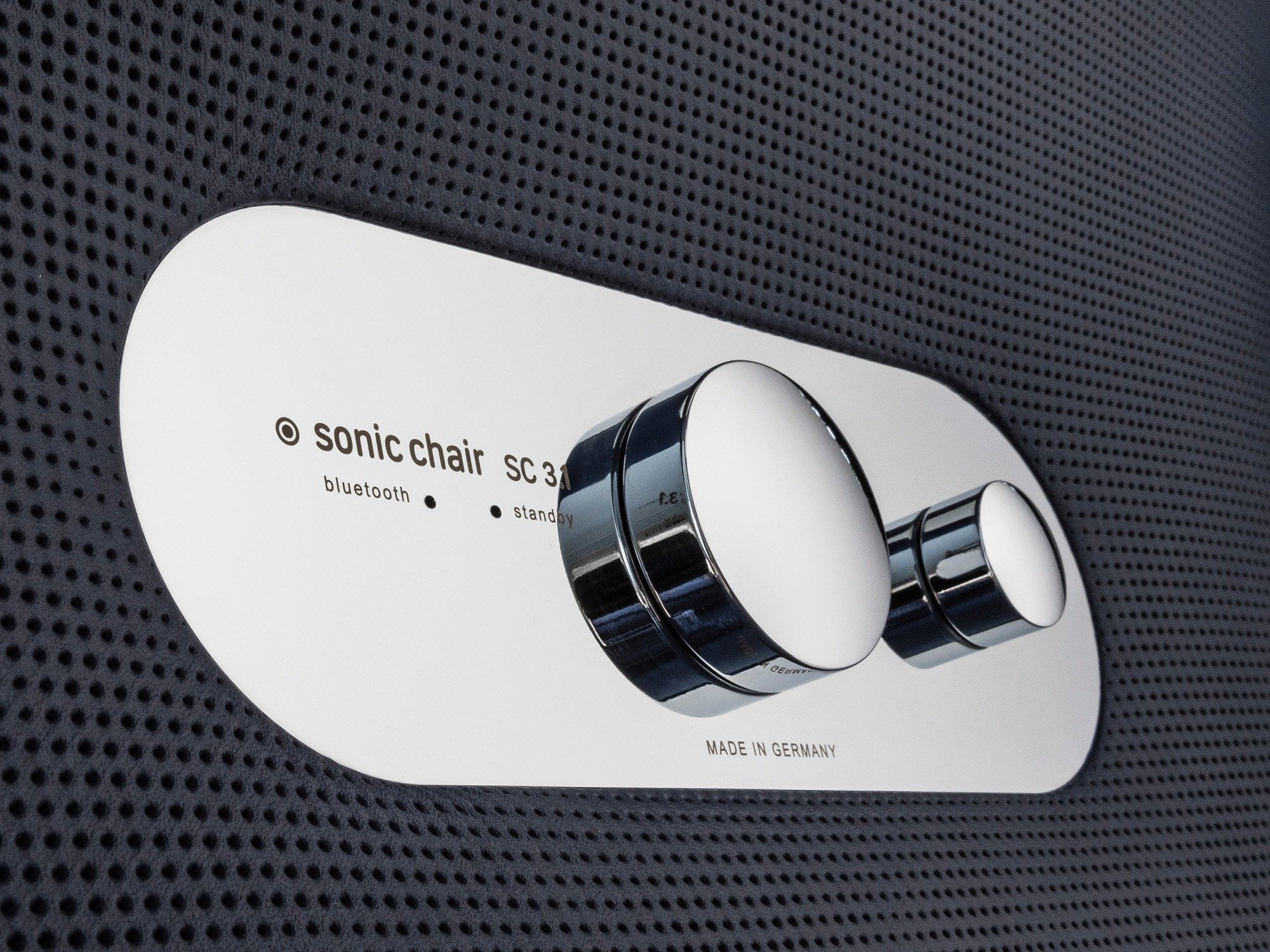 SONIC CHAIR - FIRST CLASS Acoustic armchair with iPad By Sonic chair ...