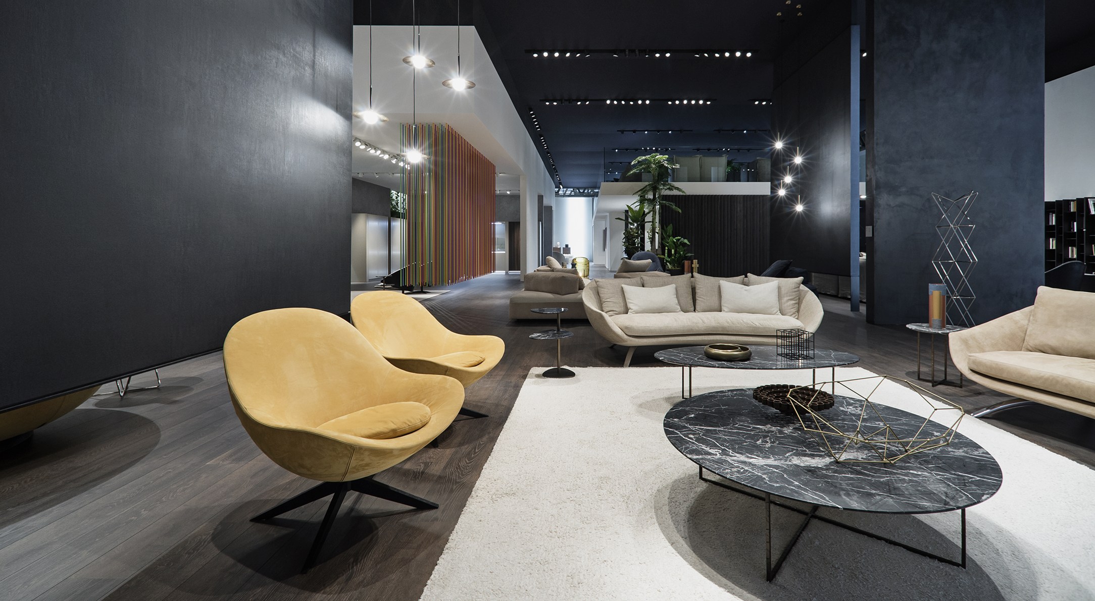 SOOR Armchair with spoke base By Désirée | design Jai Jalan