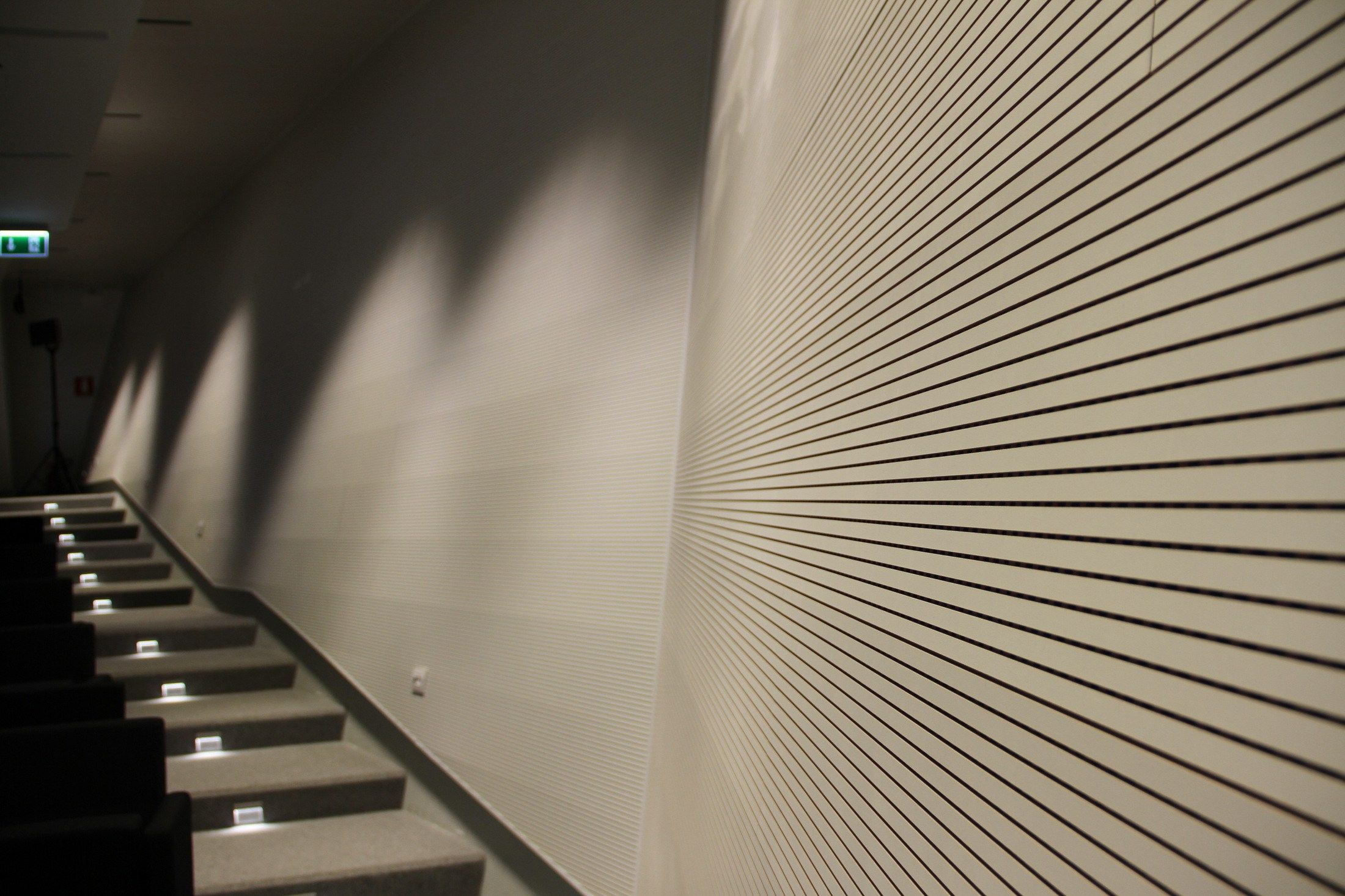 SOUNDLESS | Wall tiles By ITP