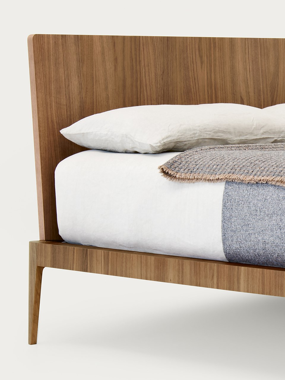 SPILLO Letto matrimoniale in legno By Pianca