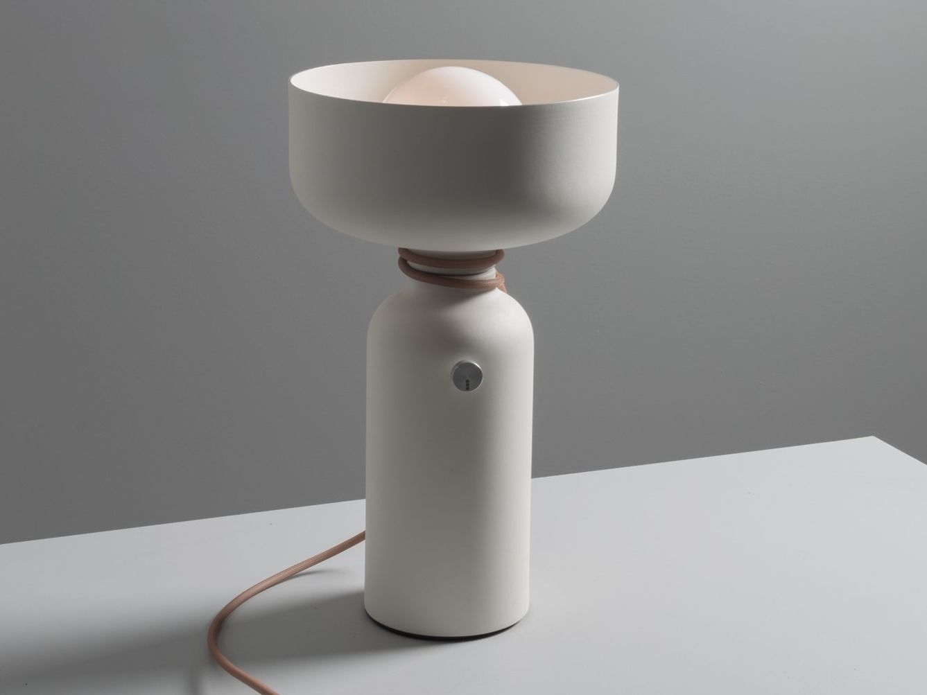 SPOTLIGHT VOLUMES | Table lamp Spotlight Volumes Collection By ANDlight ...