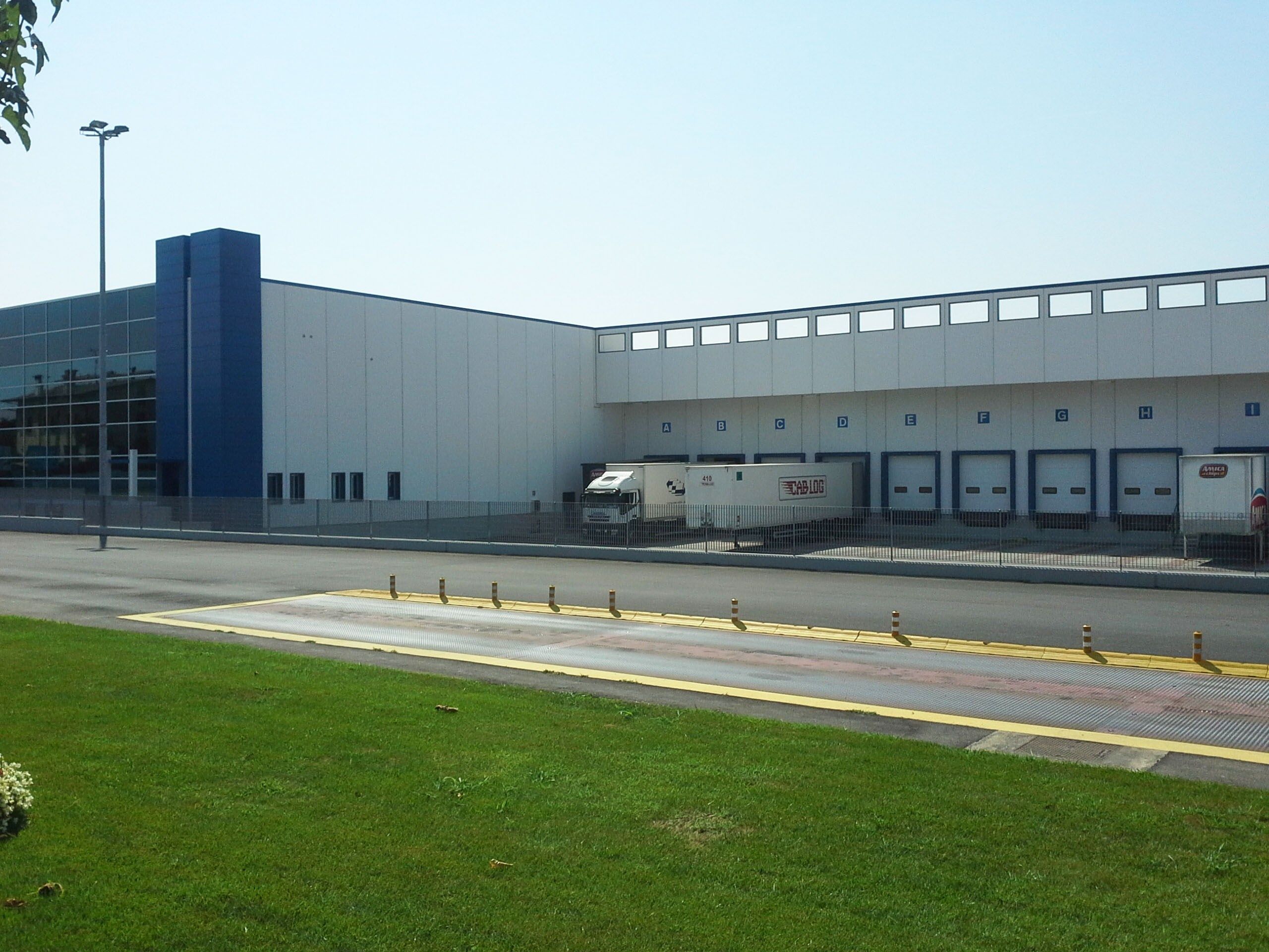 Portone sezionale SPU F42 - HÖRMANN ITALIA - Edilportale