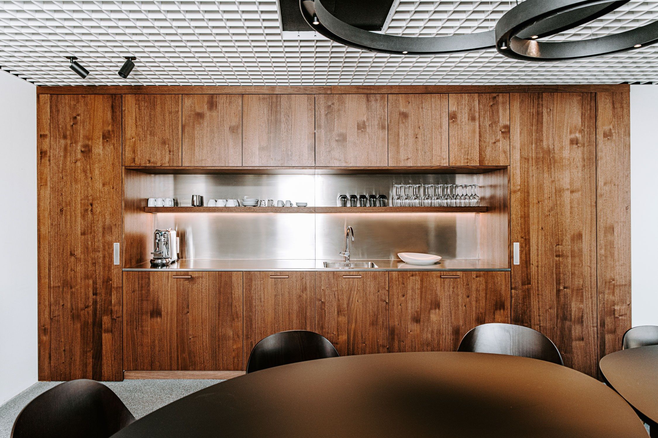 SPY 52 ON Spotlight By Delta Light