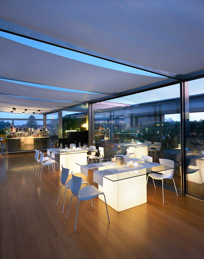 SQUARE Table By SLIDE