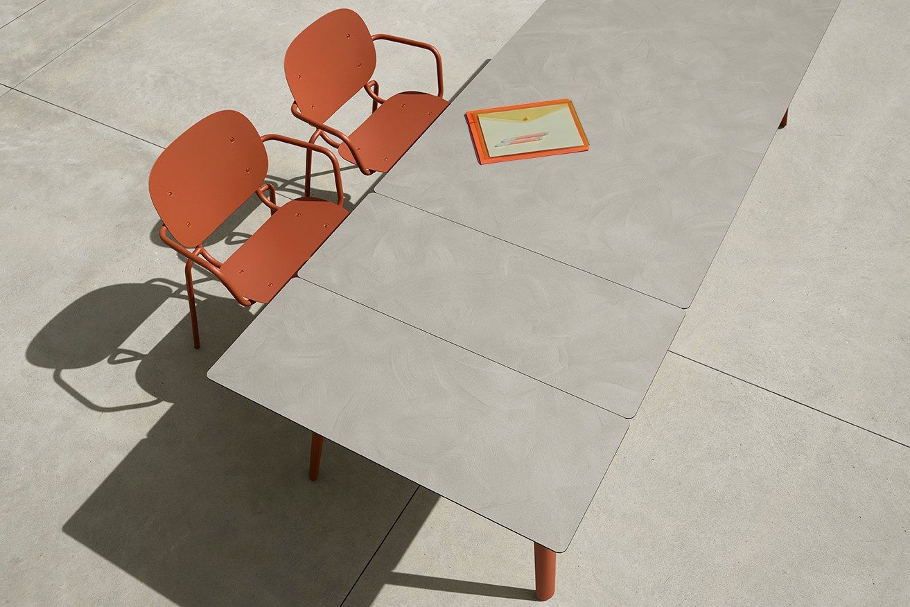 SQUID | Extending table By SCAB DESIGN design Radice & Orlandini