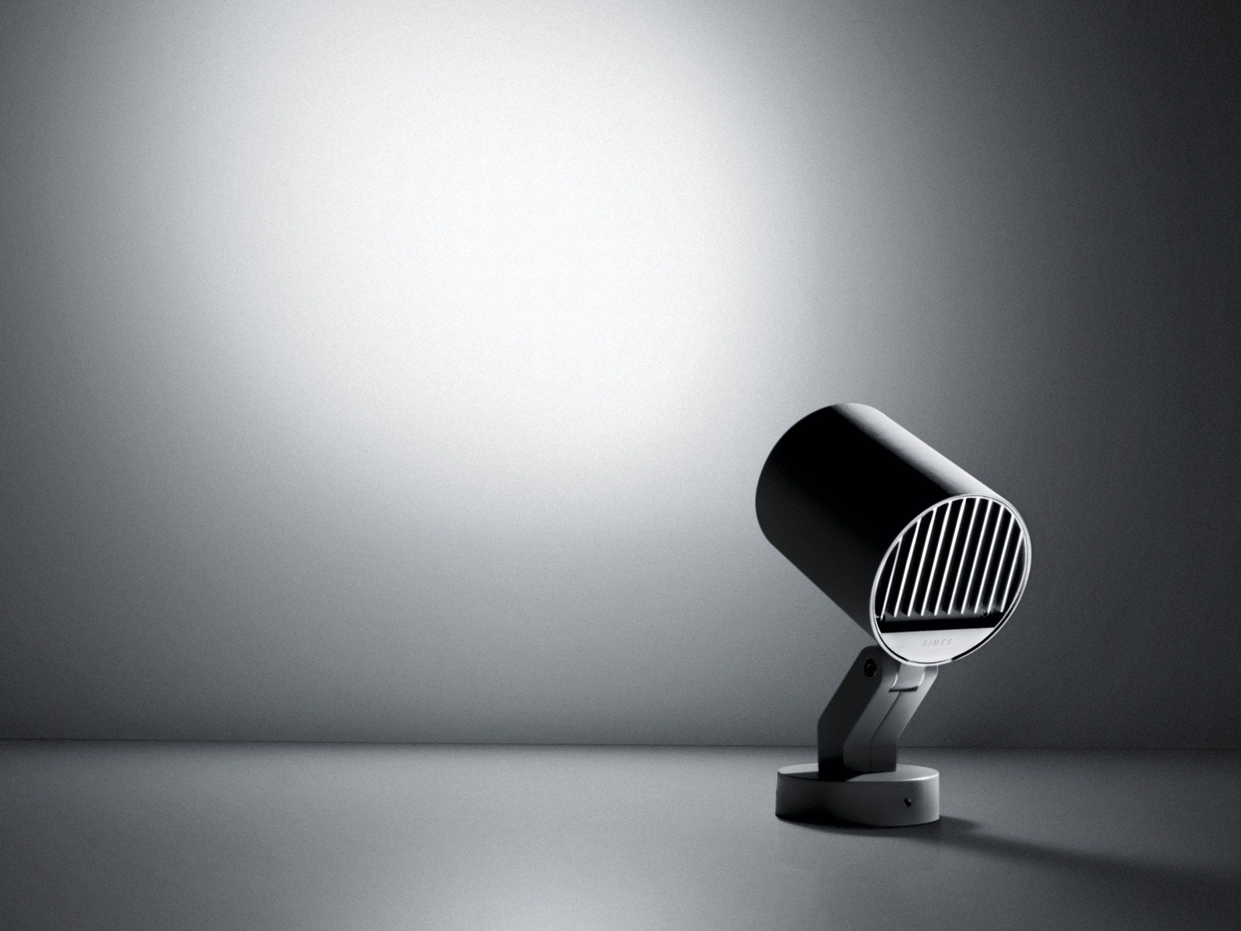 Die cast aluminium Outdoor floodlight STAGE ROUND SPOT By SIMES