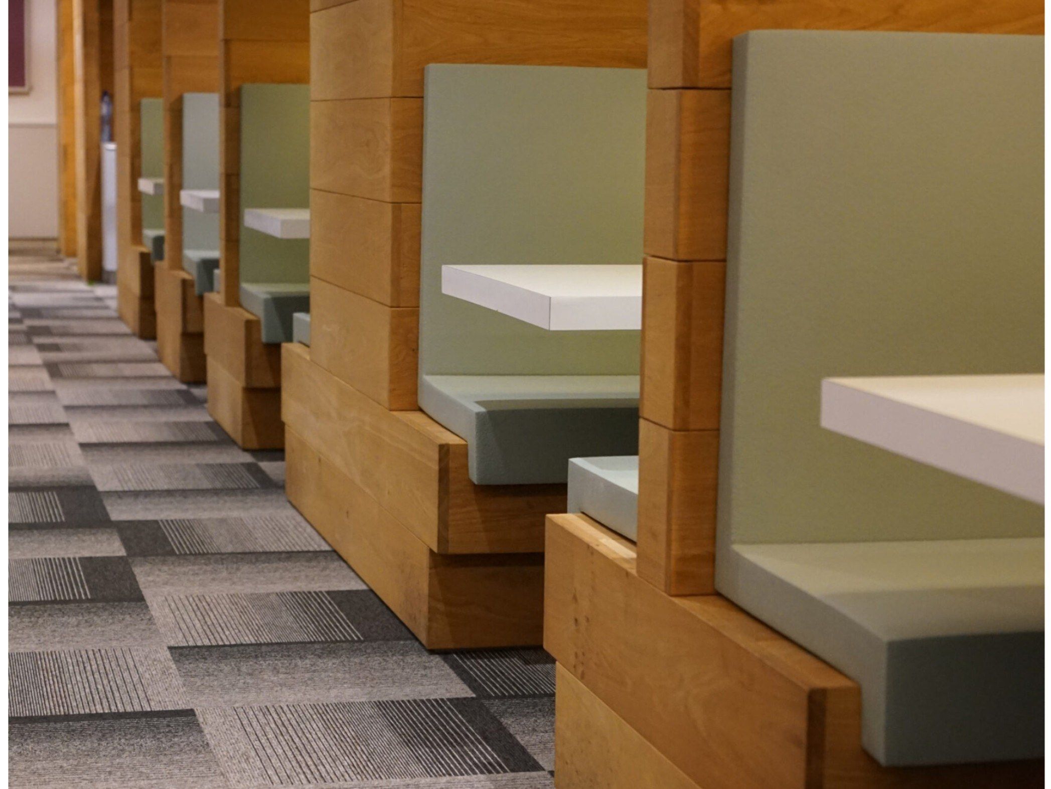 STAIR SEAT Step cushion in QM Foam By Quinze & Milan