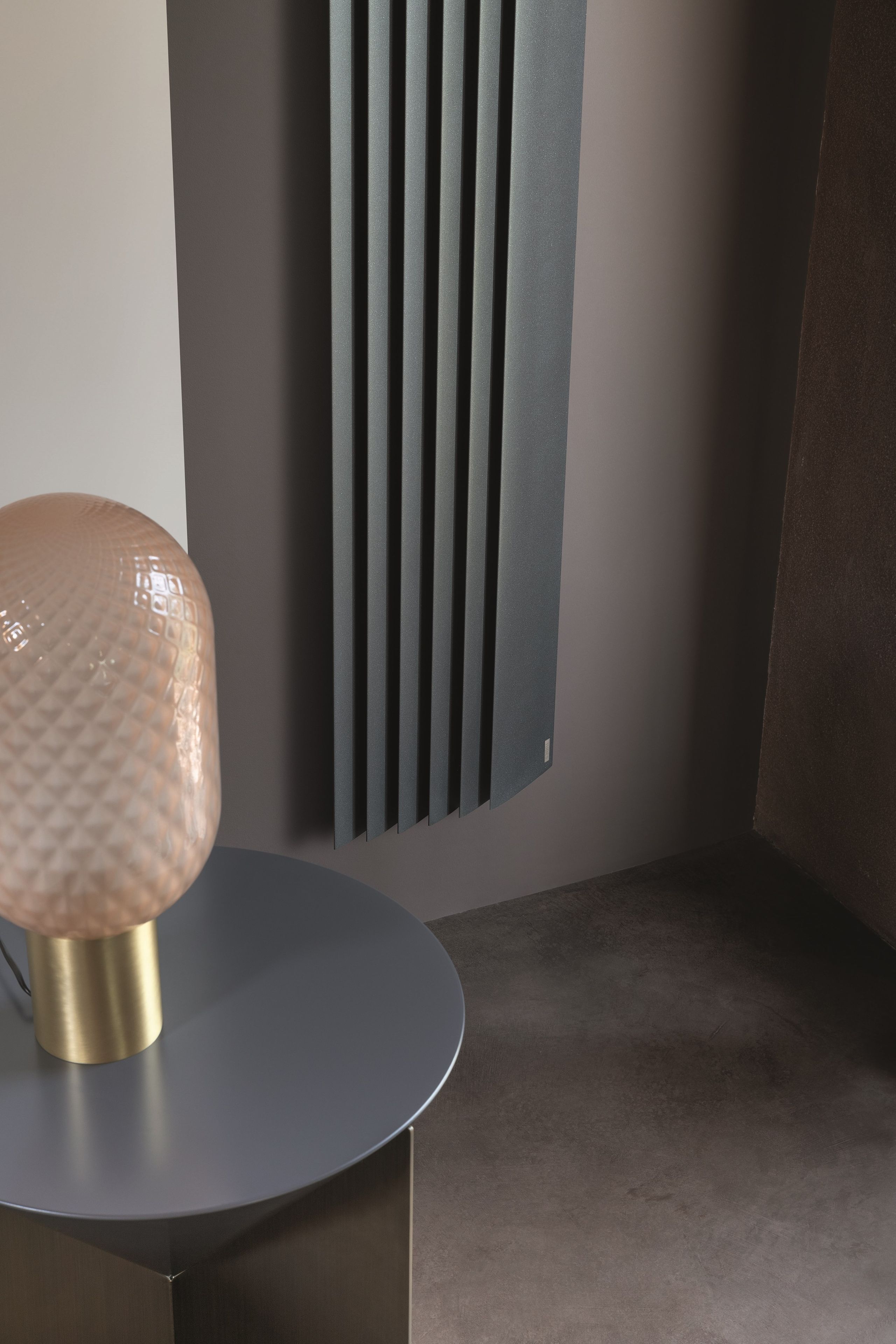 STEP-BY-STEP Dual energy extruded aluminium decorative radiator By ...