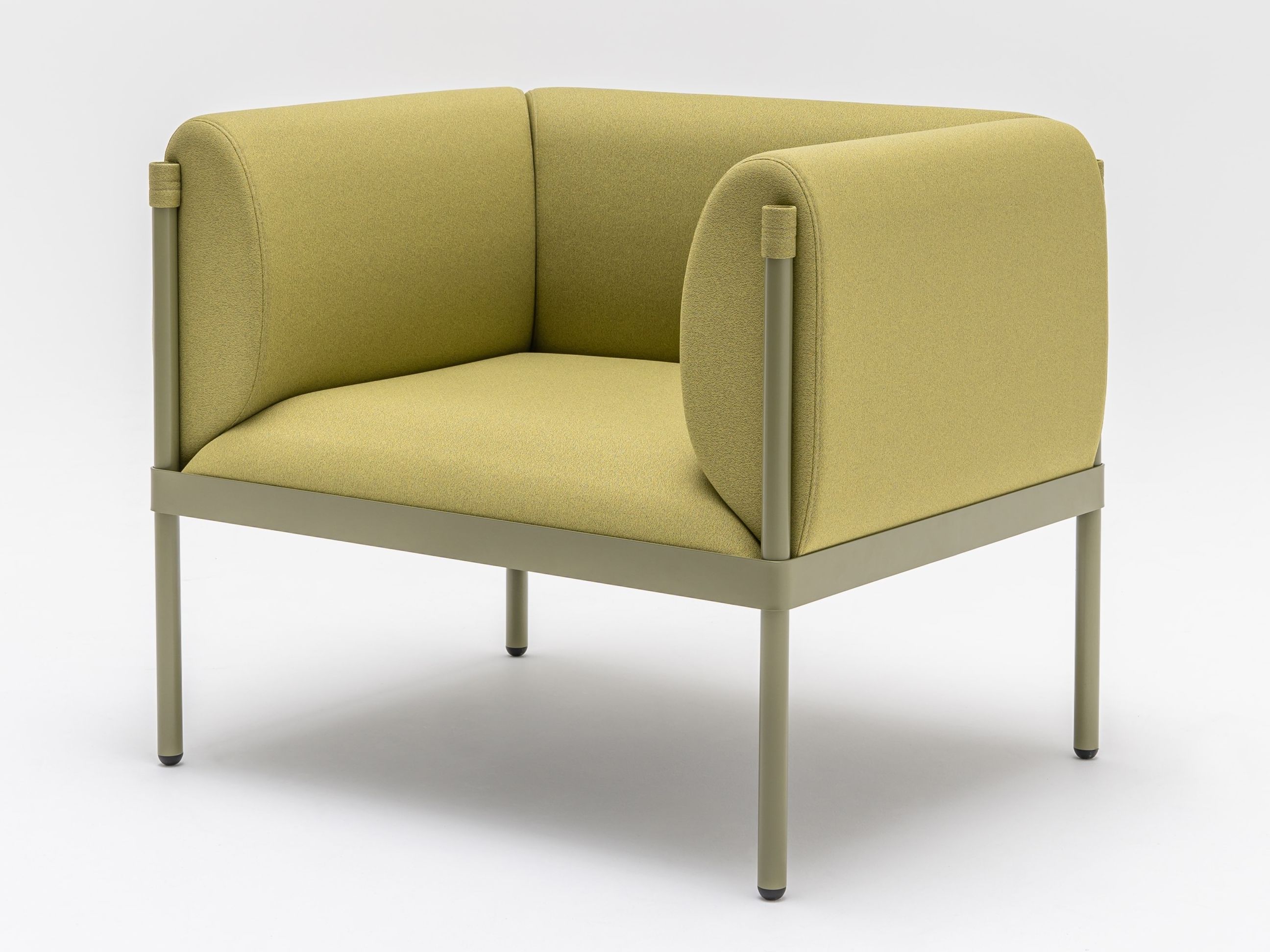 STILT | Armchair Stilt Collection By MDD