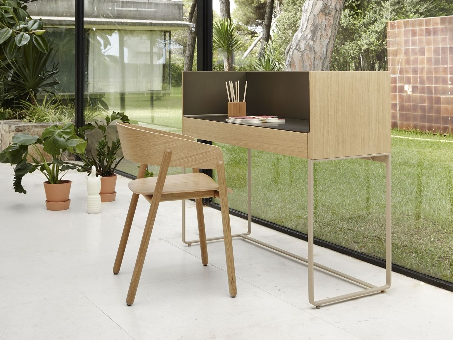 STOCKHOLM Sekretär aus Holz mit Schubladen By Punt | design Mario Ruiz