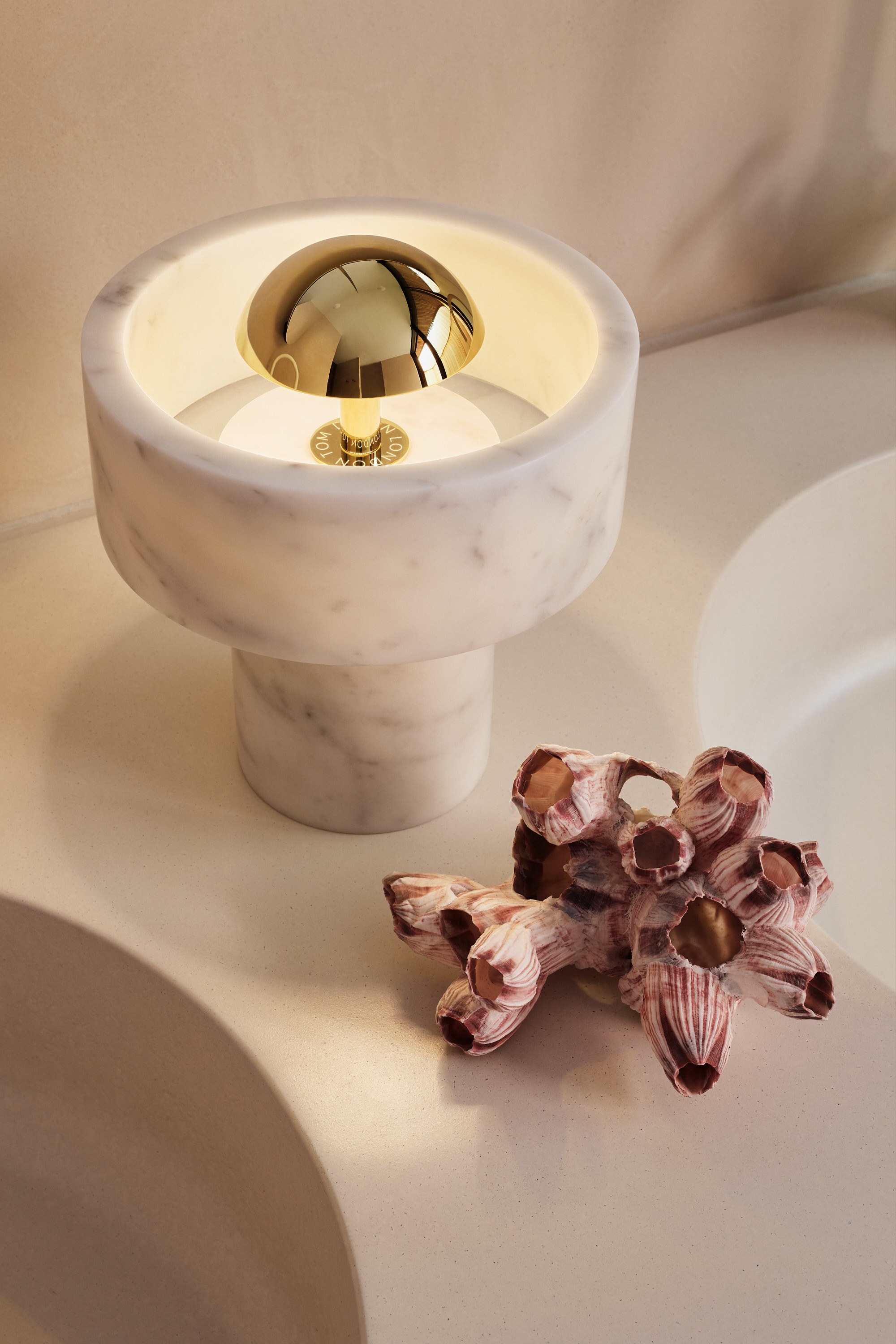 STONE Cordless marble table lamp By Tom Dixon | design Tom Dixon designer