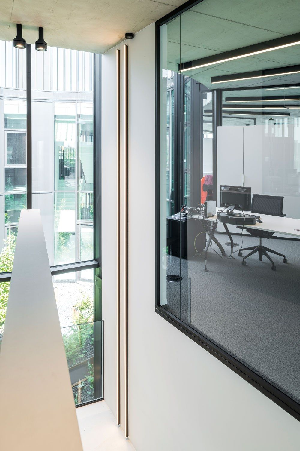 STREAMLINER 70L Linear lighting profile By Deltalight