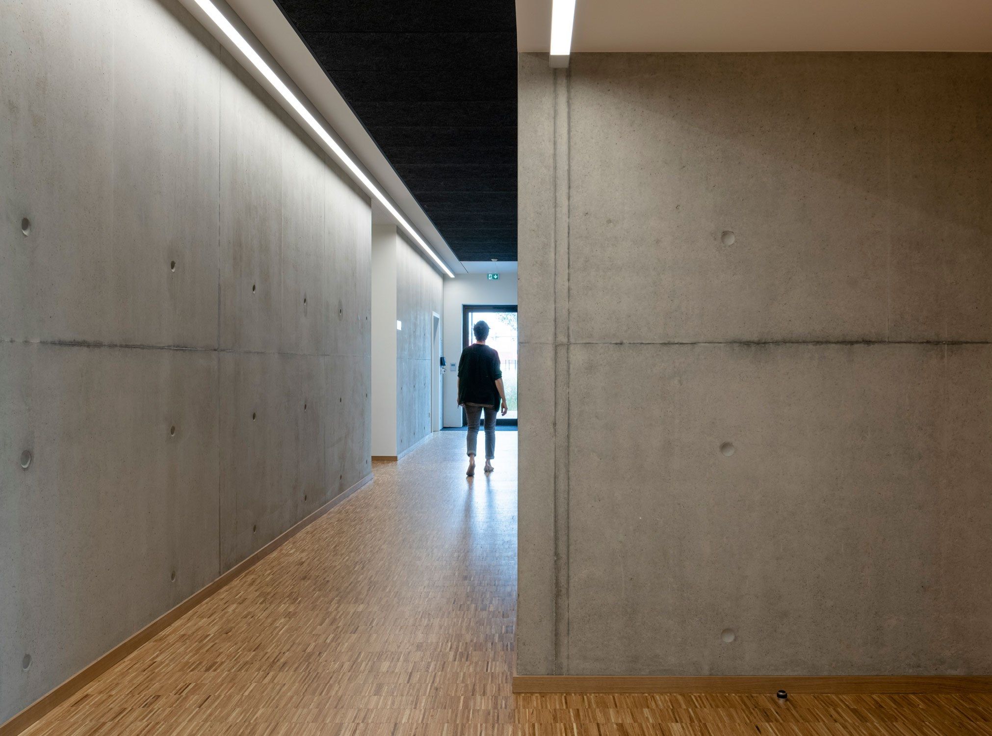 STREAMLINER 70S Aluminium linear lighting profile By Deltalight