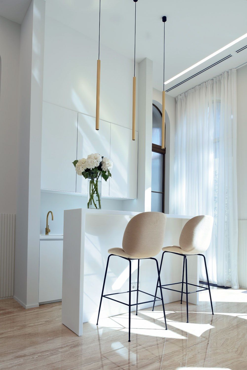 STREAMLINER TRIMLESS linear lighting profile By Delta Light