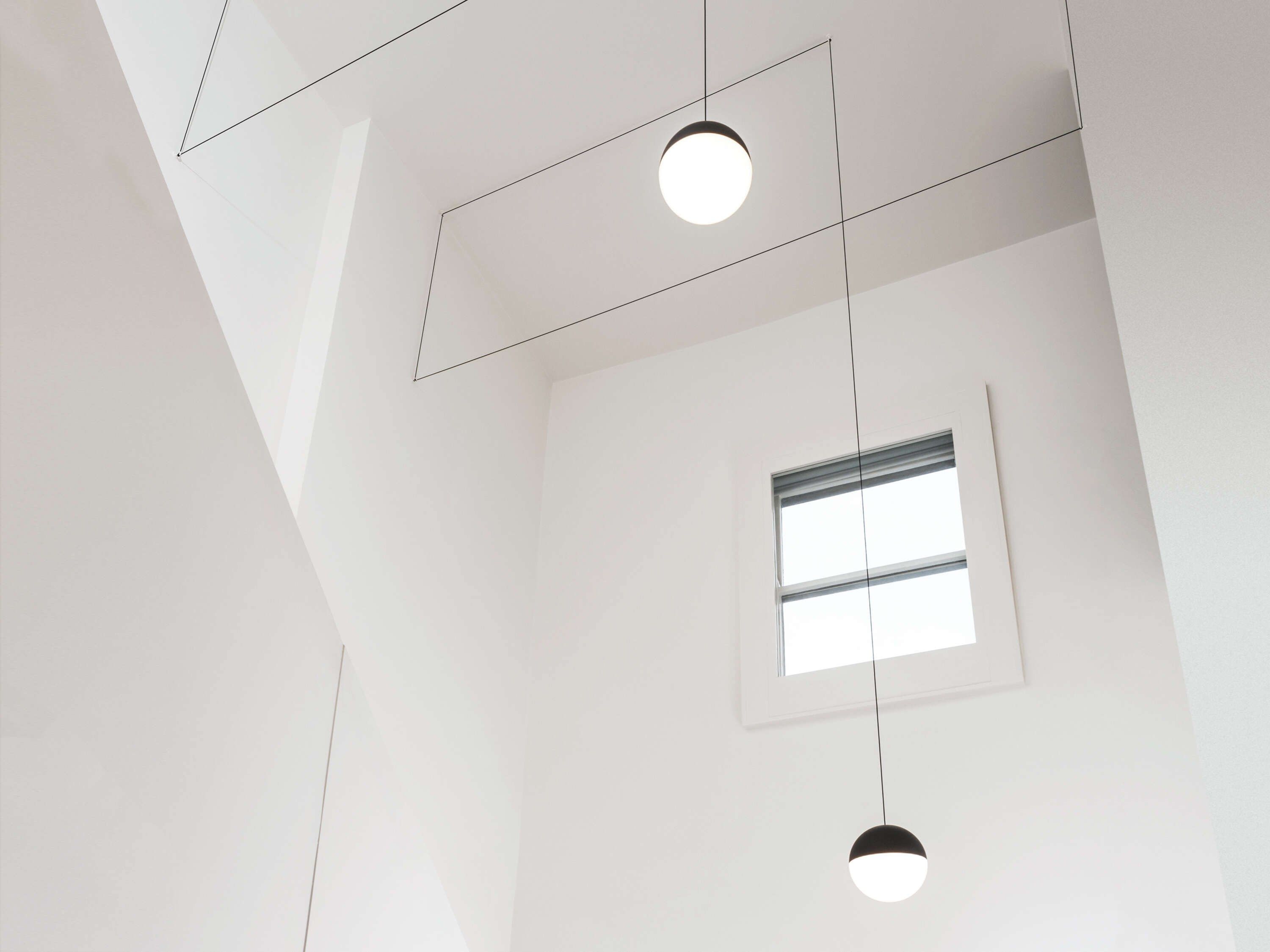 STRING LIGHT - SPHERE HEAD 吊灯 By Flos | design Michael Anastassiades ...