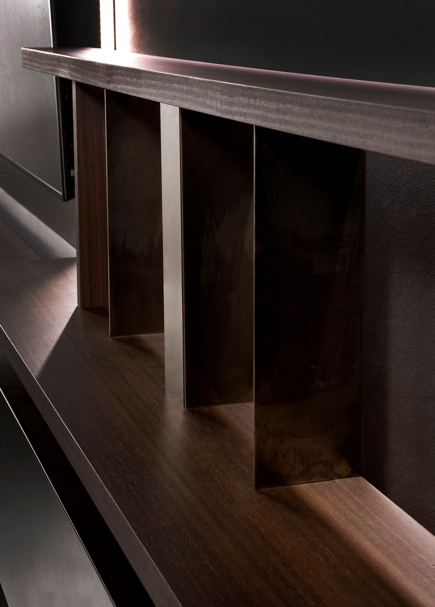 STYLE SET Sectional solid wood bookcase By Henge | design Massimo Castagna