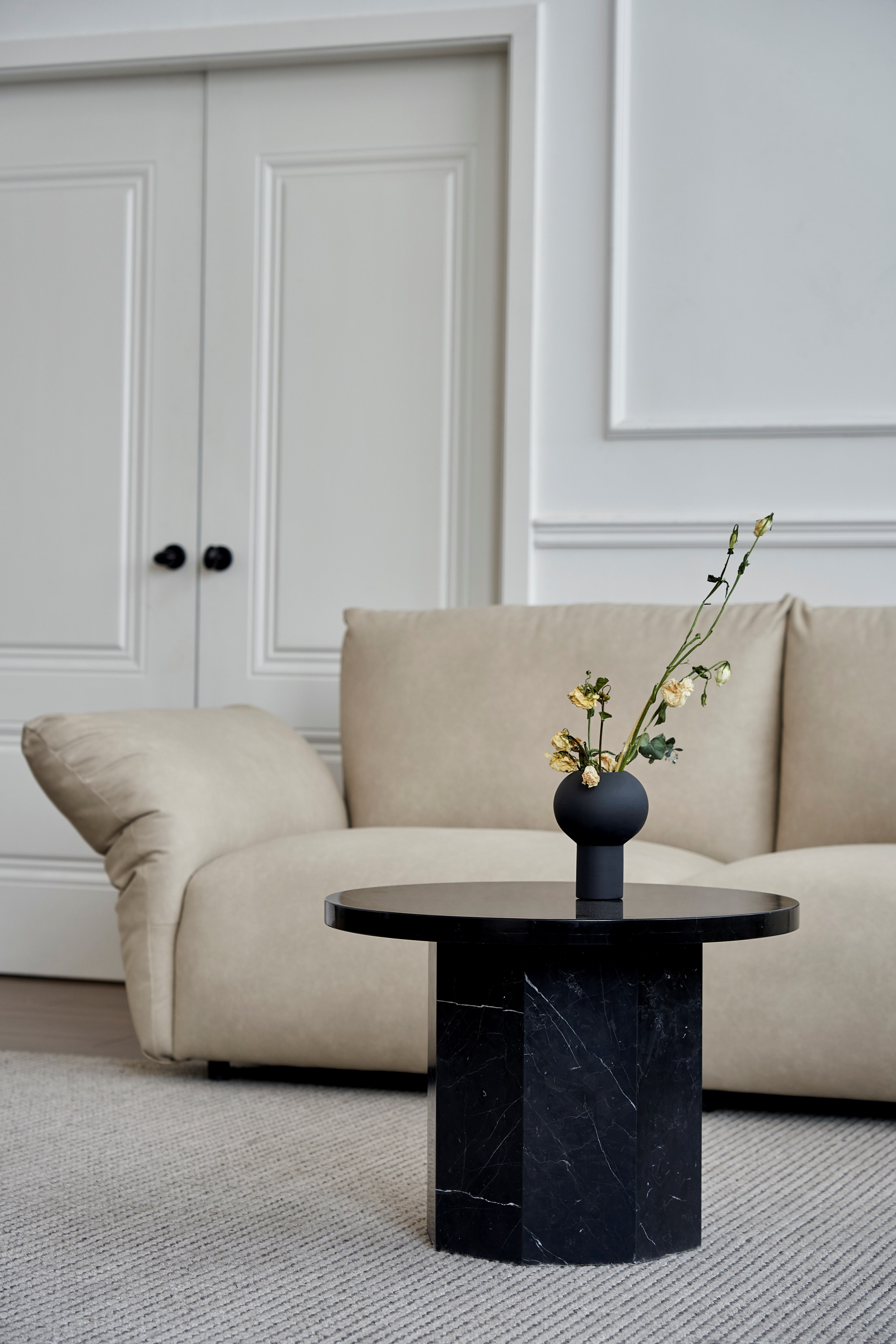 SUGAR CUBES | Round coffee table Round wood veneer coffee table for ...
