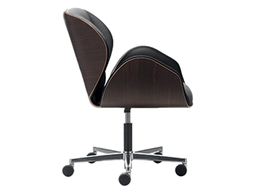 SUONI GUEST Swivel armchair with armrests and wooden shell By VAGHI