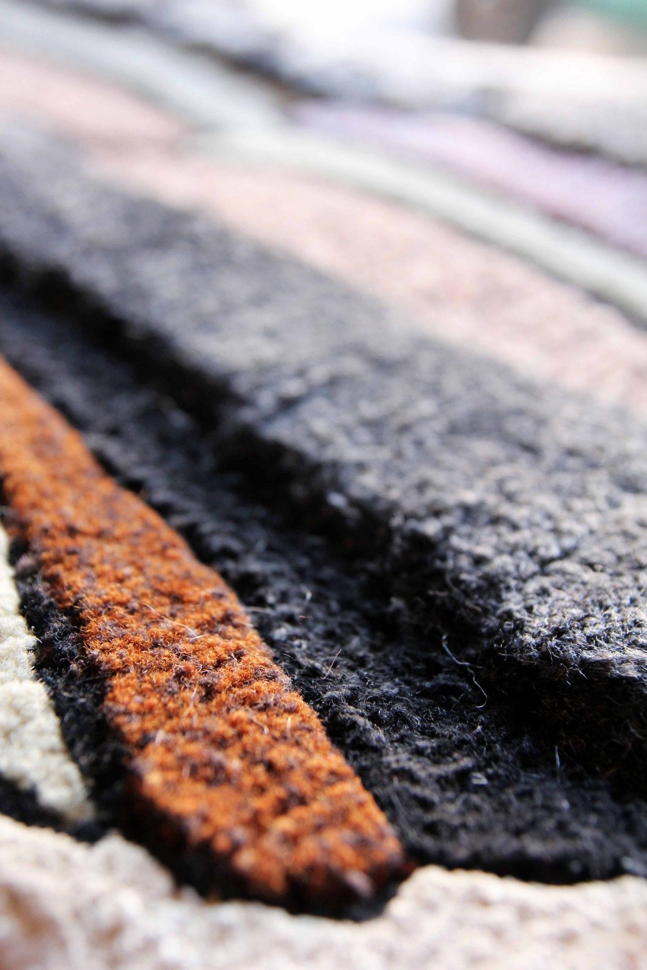 Round rug SUPER ROUND Signature Collection By cc-tapis design Bethan ...