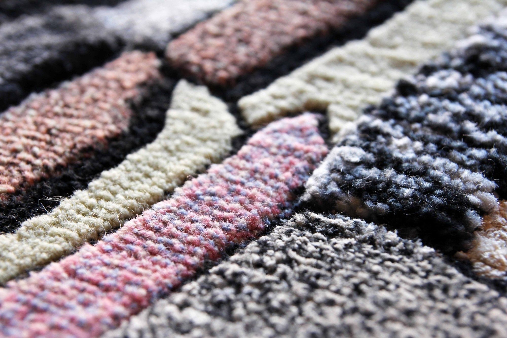 Round rug SUPER ROUND Signature Collection By cc-tapis design Bethan ...