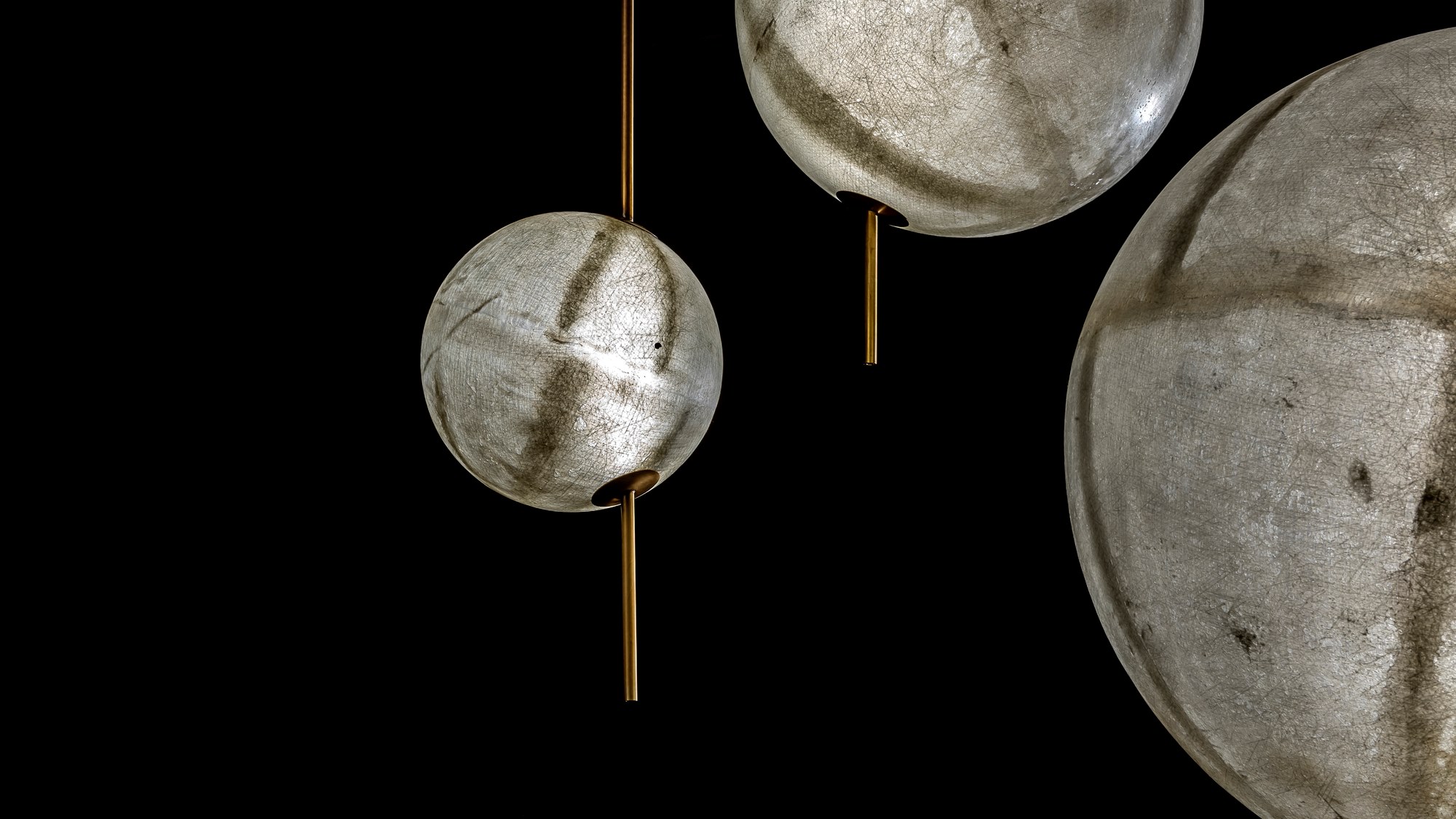 LED fiberglass pendant lamp SUPERB - ALL By Henge design Massimo Castagna