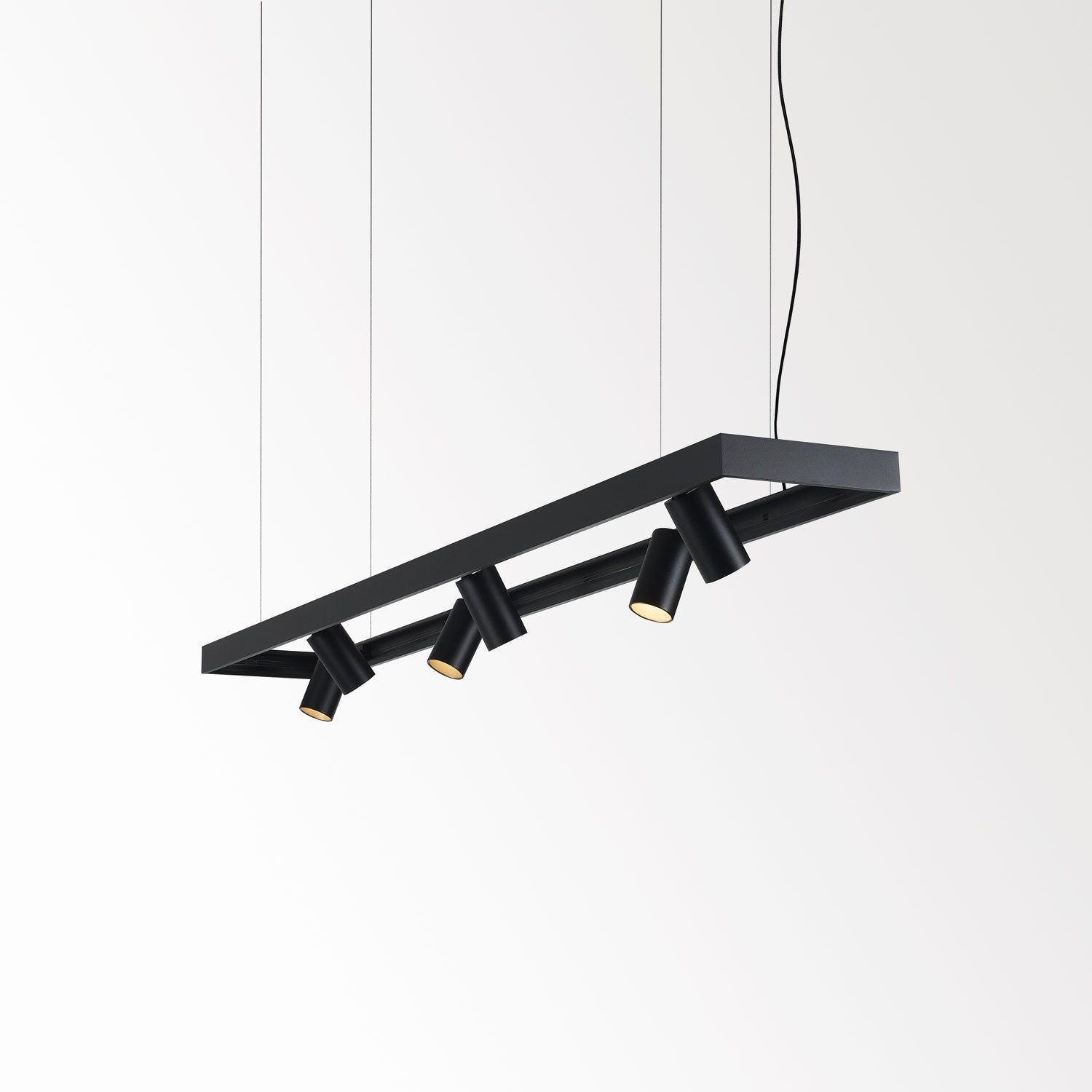 SUPERLOOP MDL LED pendant lamp By Delta Light