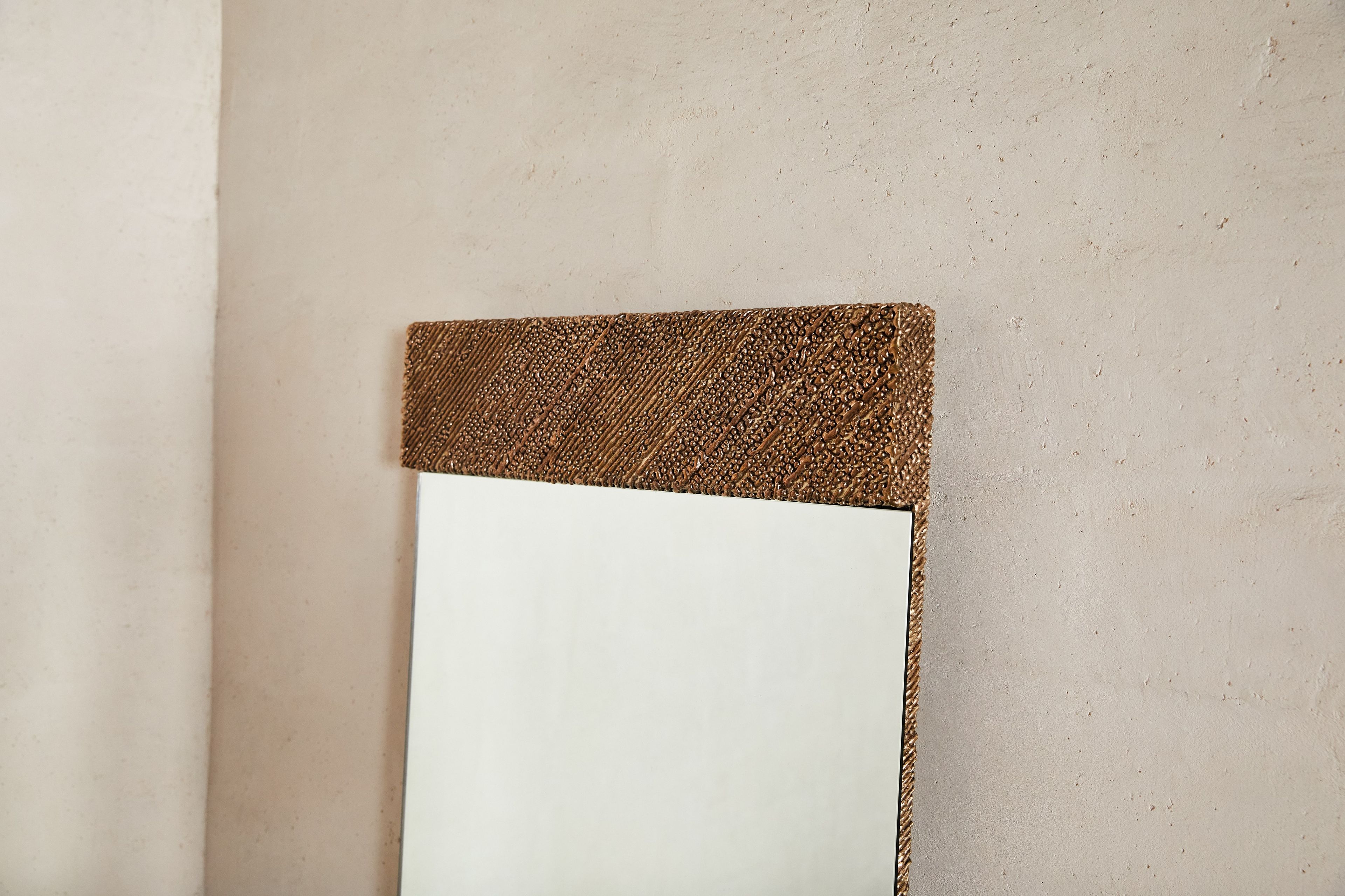SUPERLUXE BALTHUS Framed mirror By Kelly Wearstler
