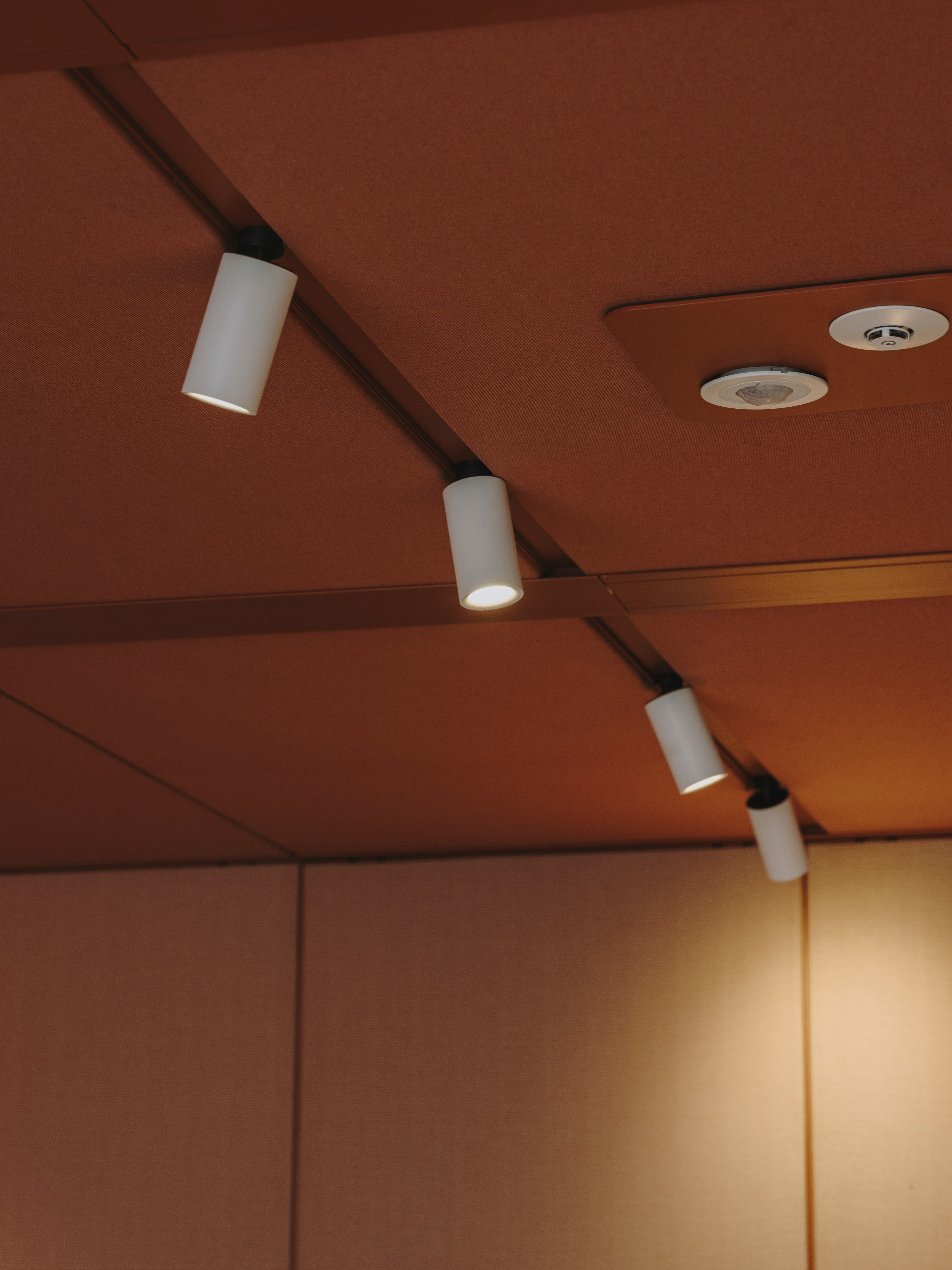 PAVILION O Reception desk By Kettal