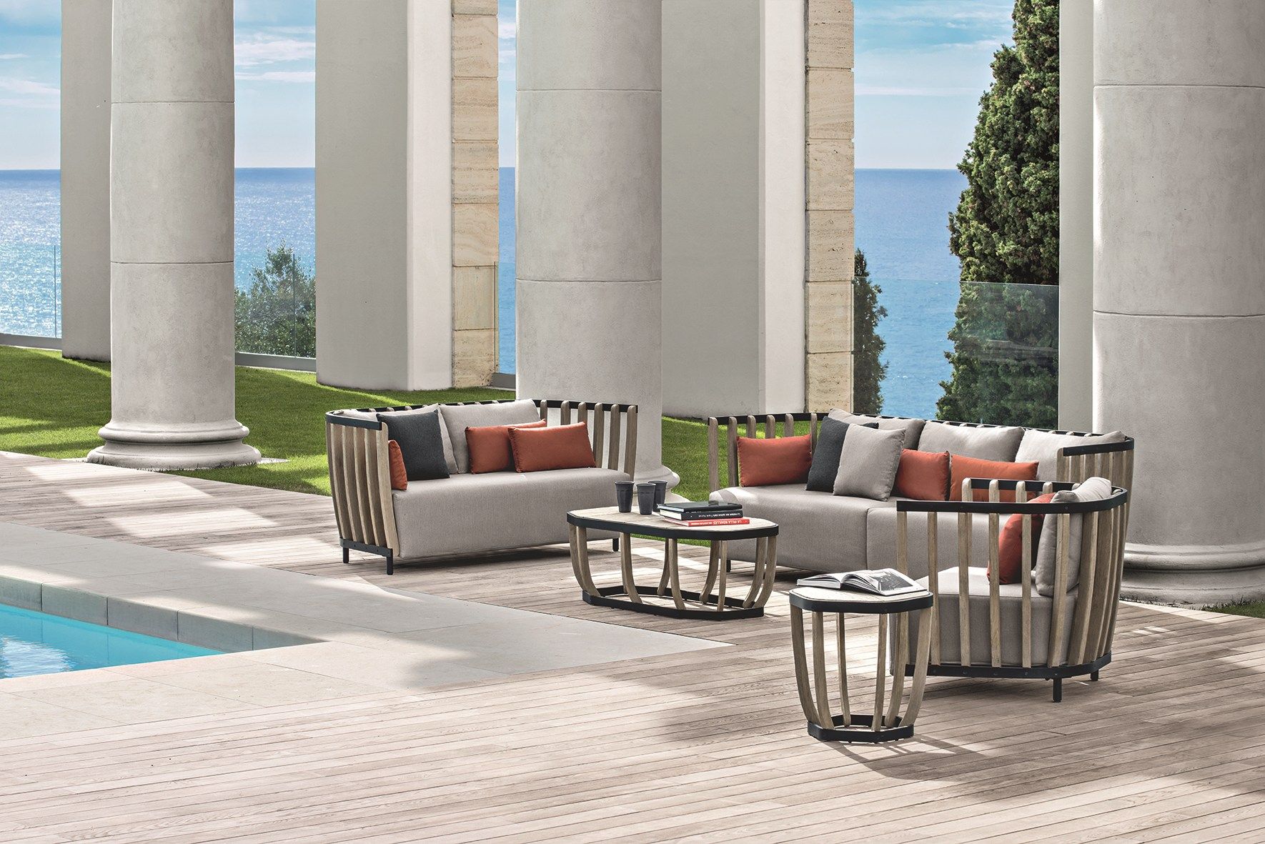 SWING | Round coffee table By Ethimo design Patrick Norguet