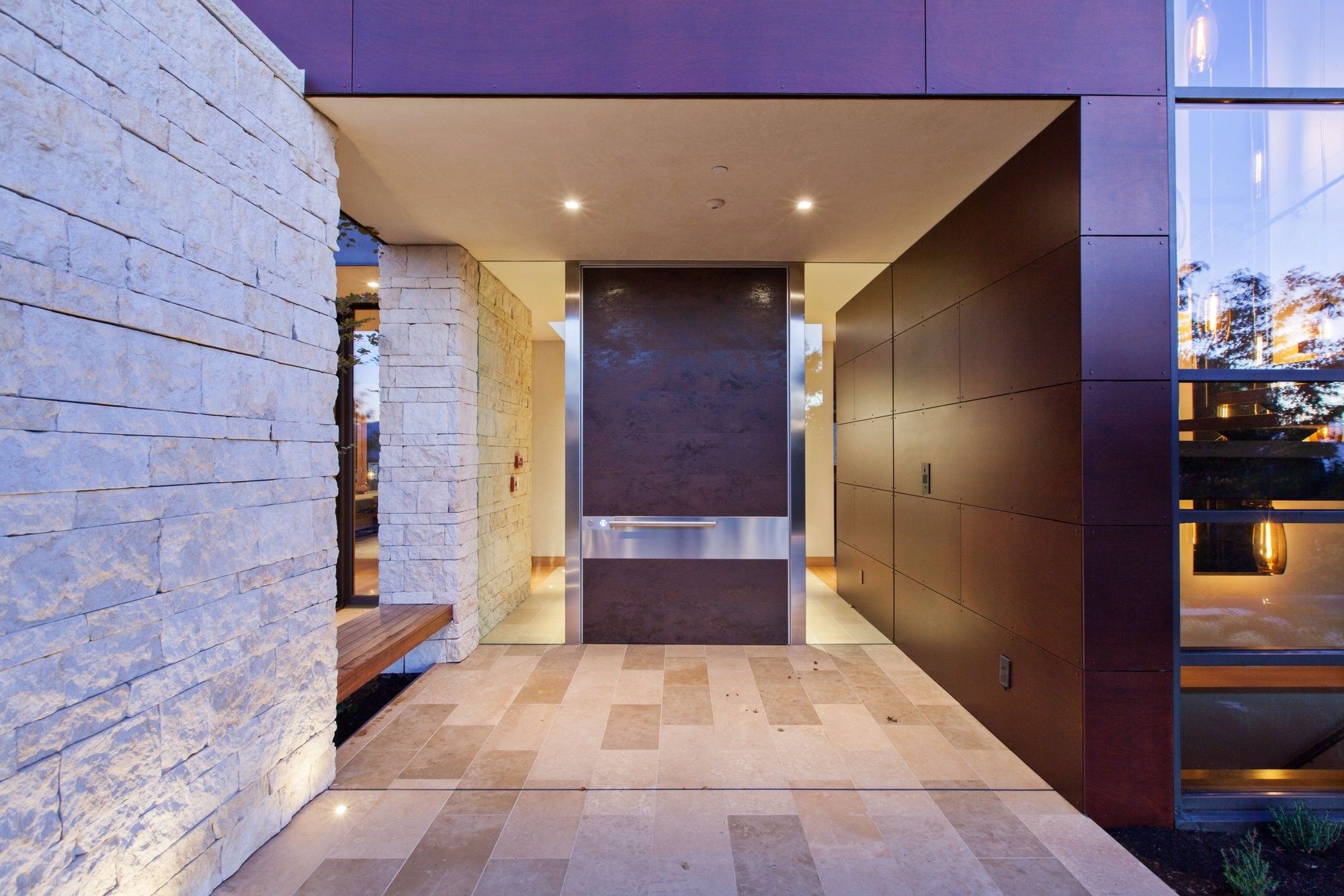 SYNUA | Corten™ entry door By OIKOS VENEZIA