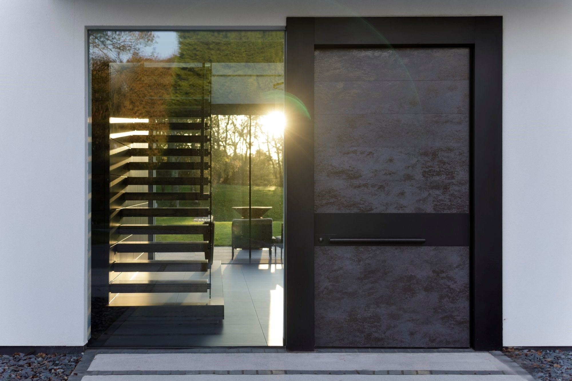 SYNUA | Corten™ entry door By OIKOS VENEZIA