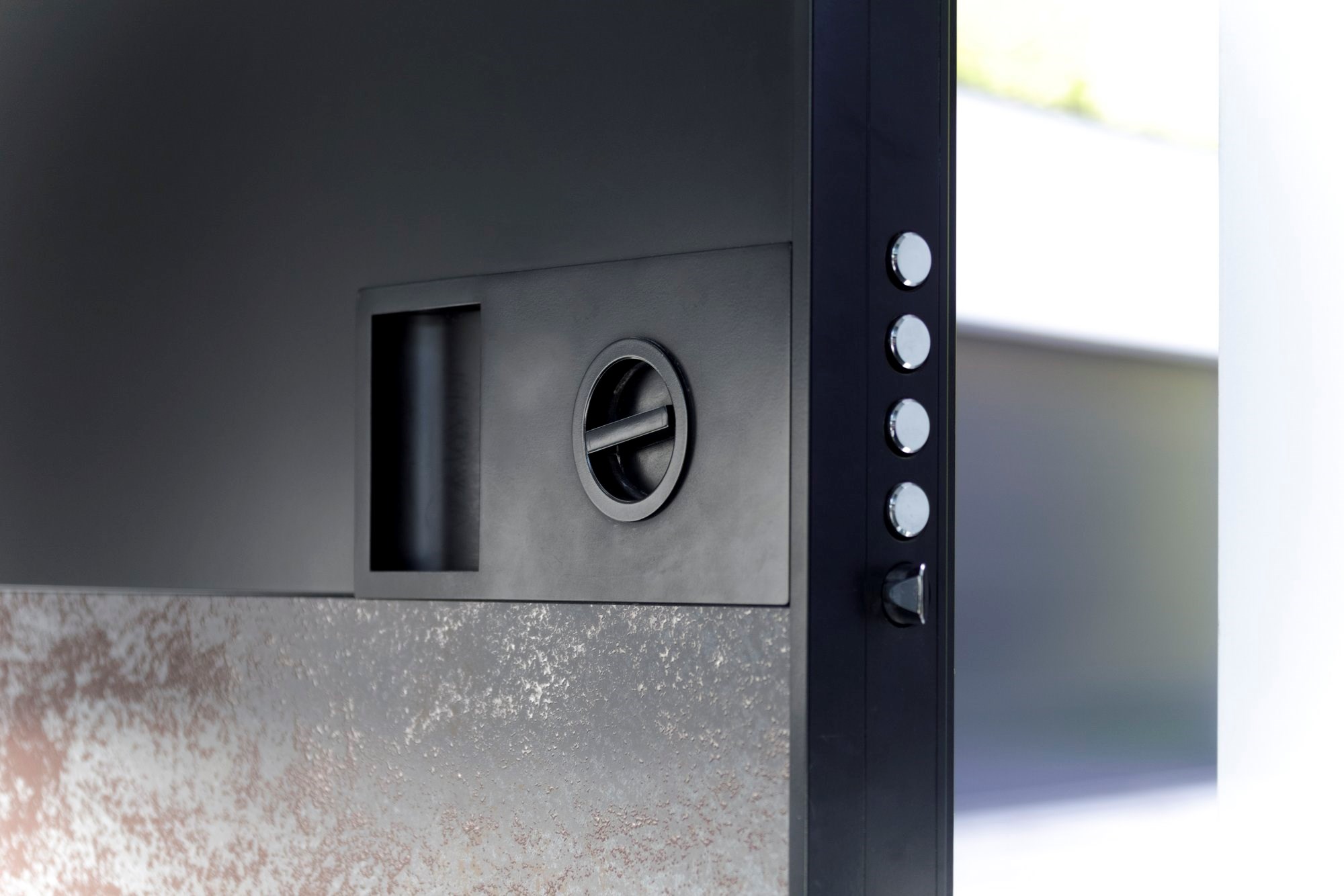 SYNUA | Corten™ entry door By OIKOS VENEZIA