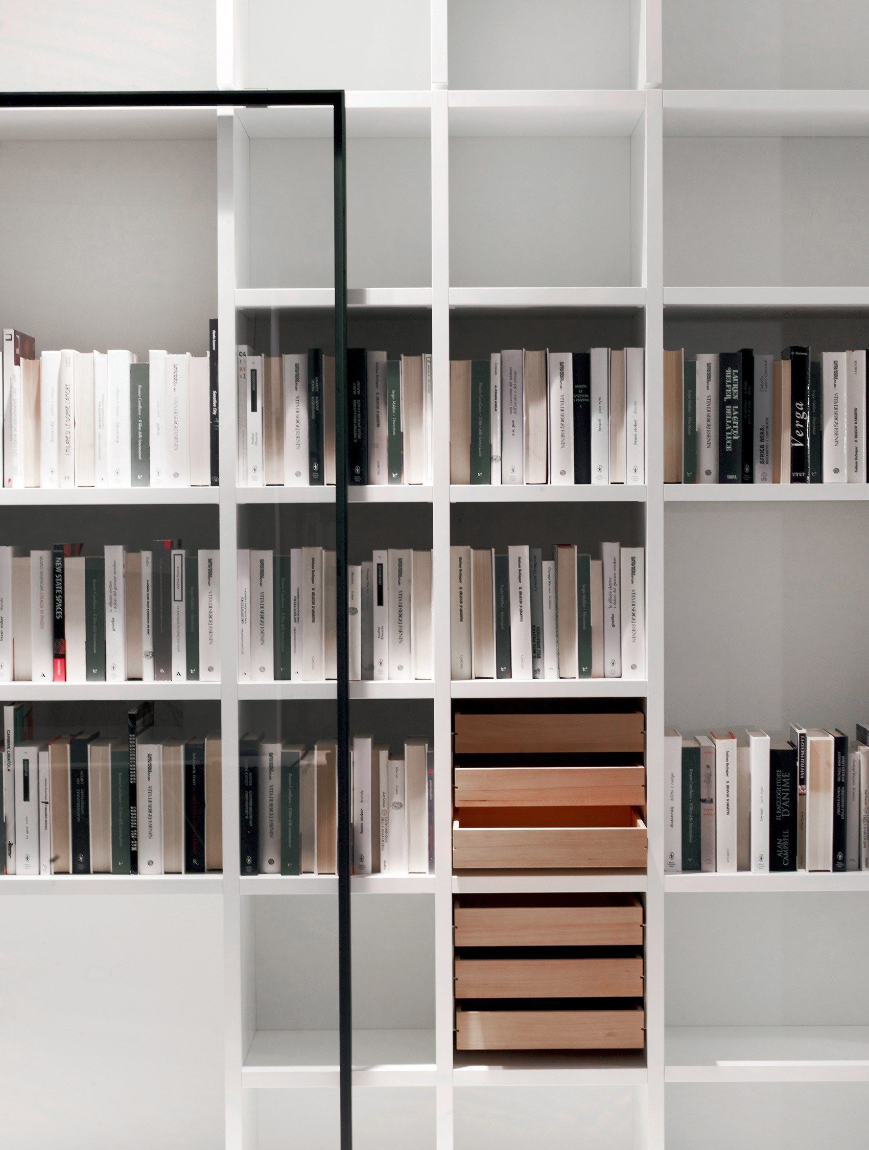 SYSTEM 2018 Wall-mounted walnut bookcase By Porro | design Piero Lissoni