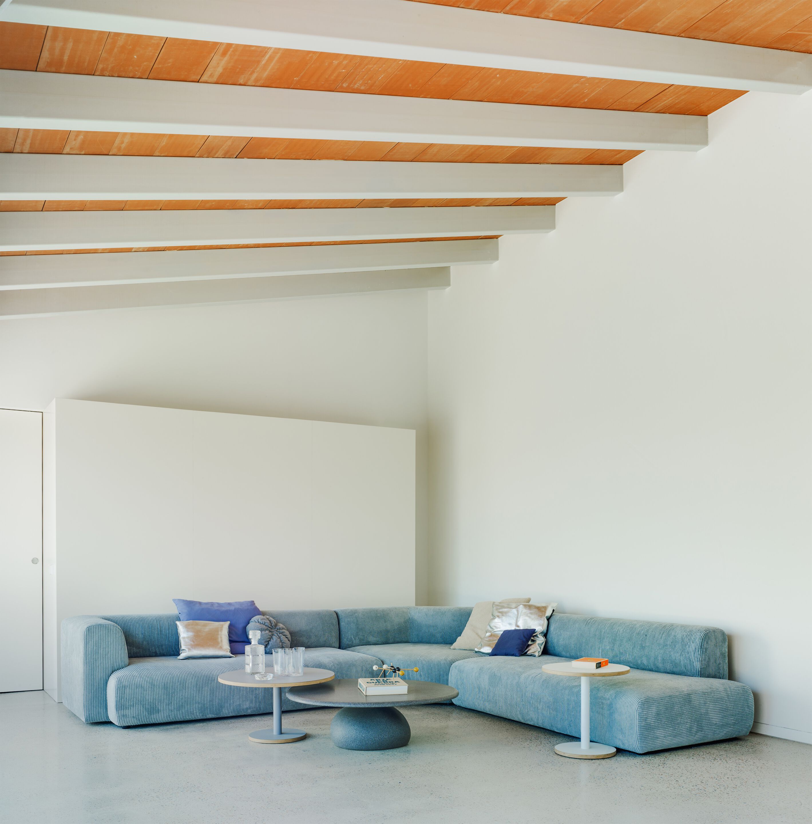 VESPER Round composite material coffee table By Sancal | design ...