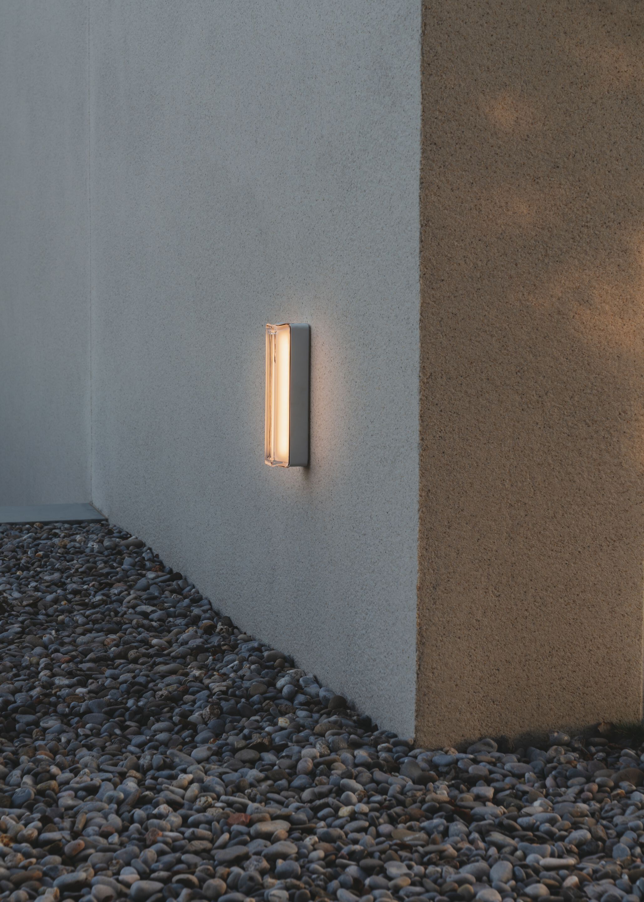 ESTADIO SINGULAR Steplight By Santa & Cole | design Miguel Milà