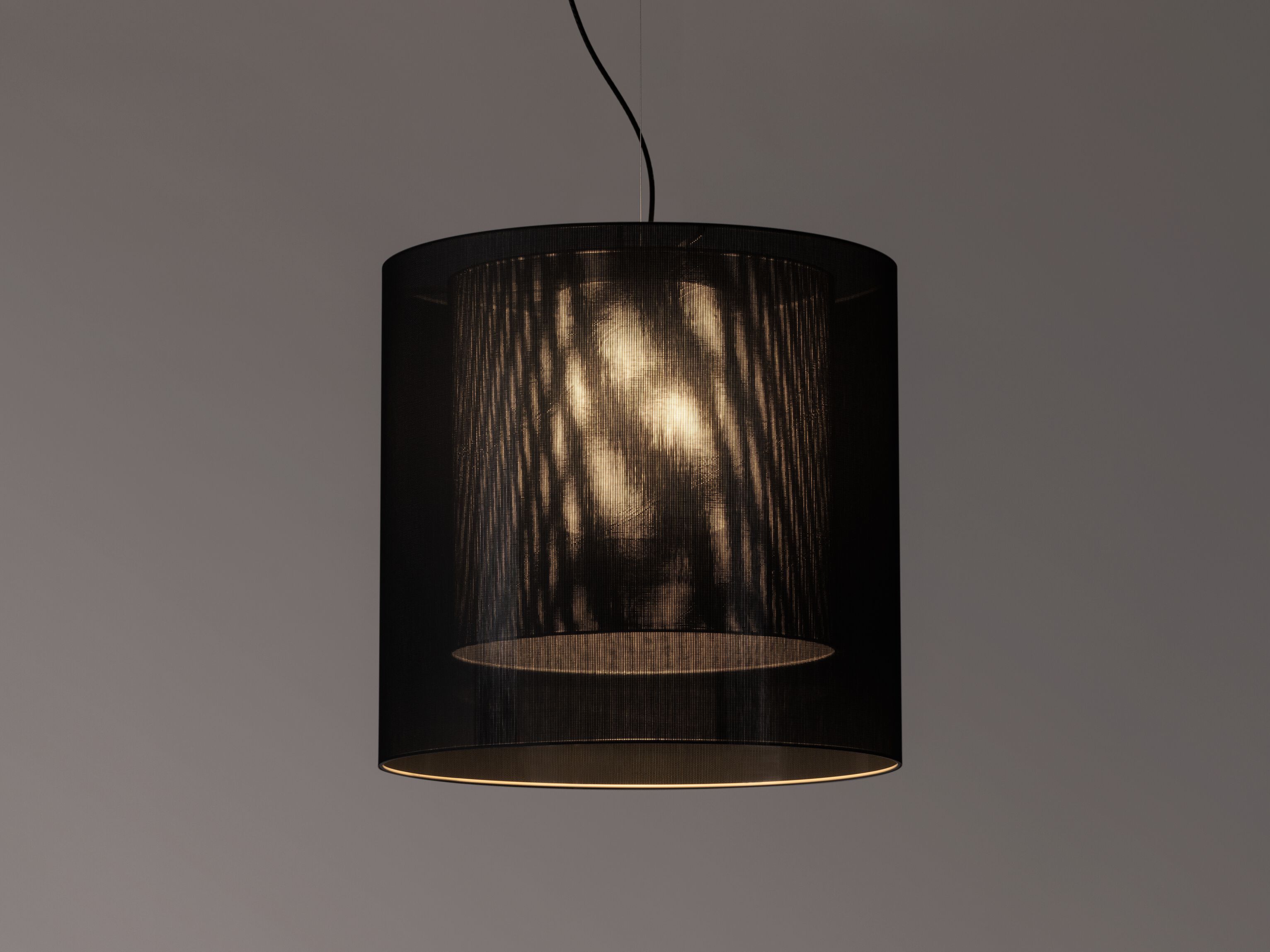 MOARÉ LED polyester pendant lamp By Santa & Cole | design Antoni Arola