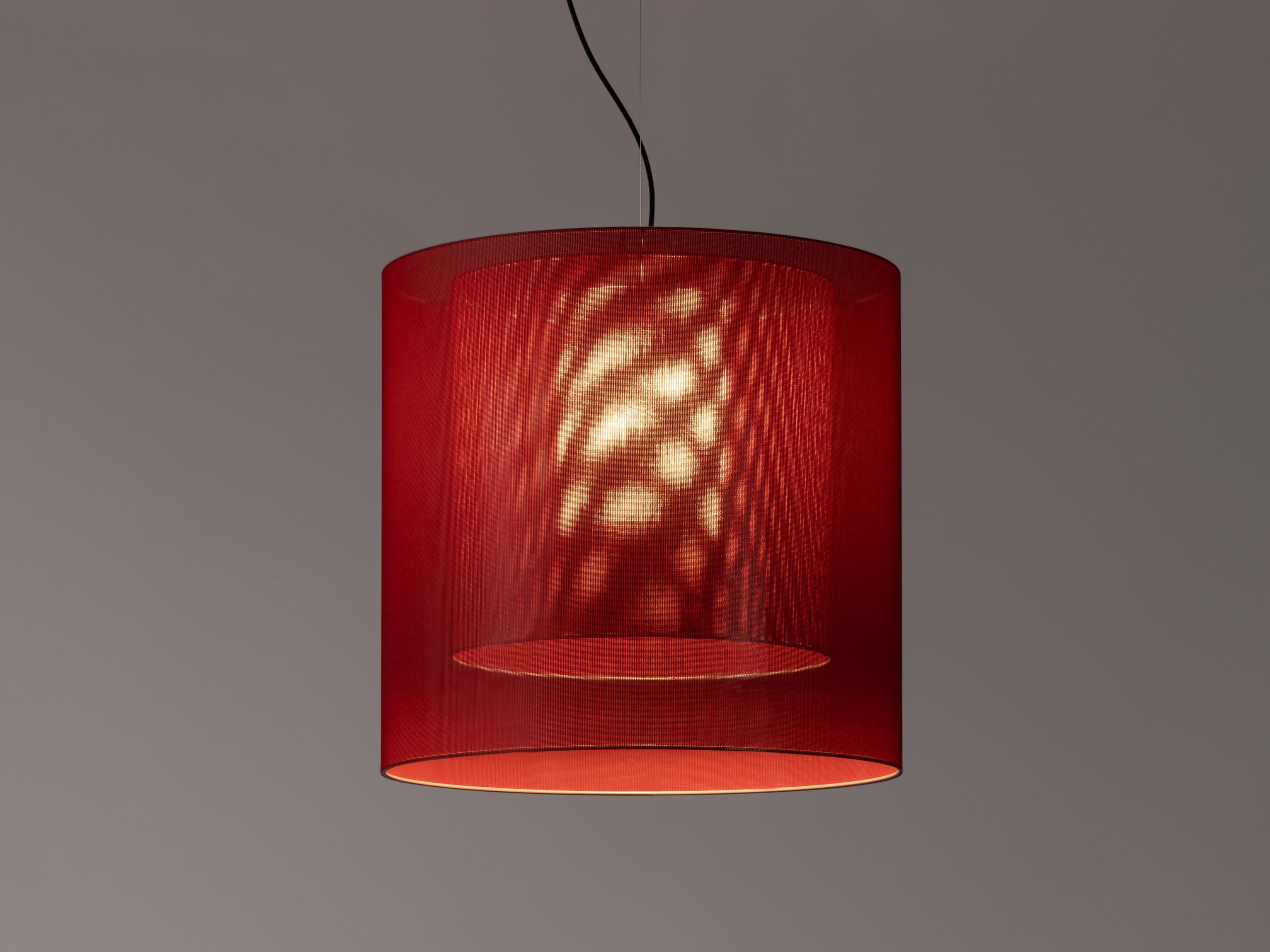 MOARÉ LED polyester pendant lamp By Santa & Cole | design Antoni Arola