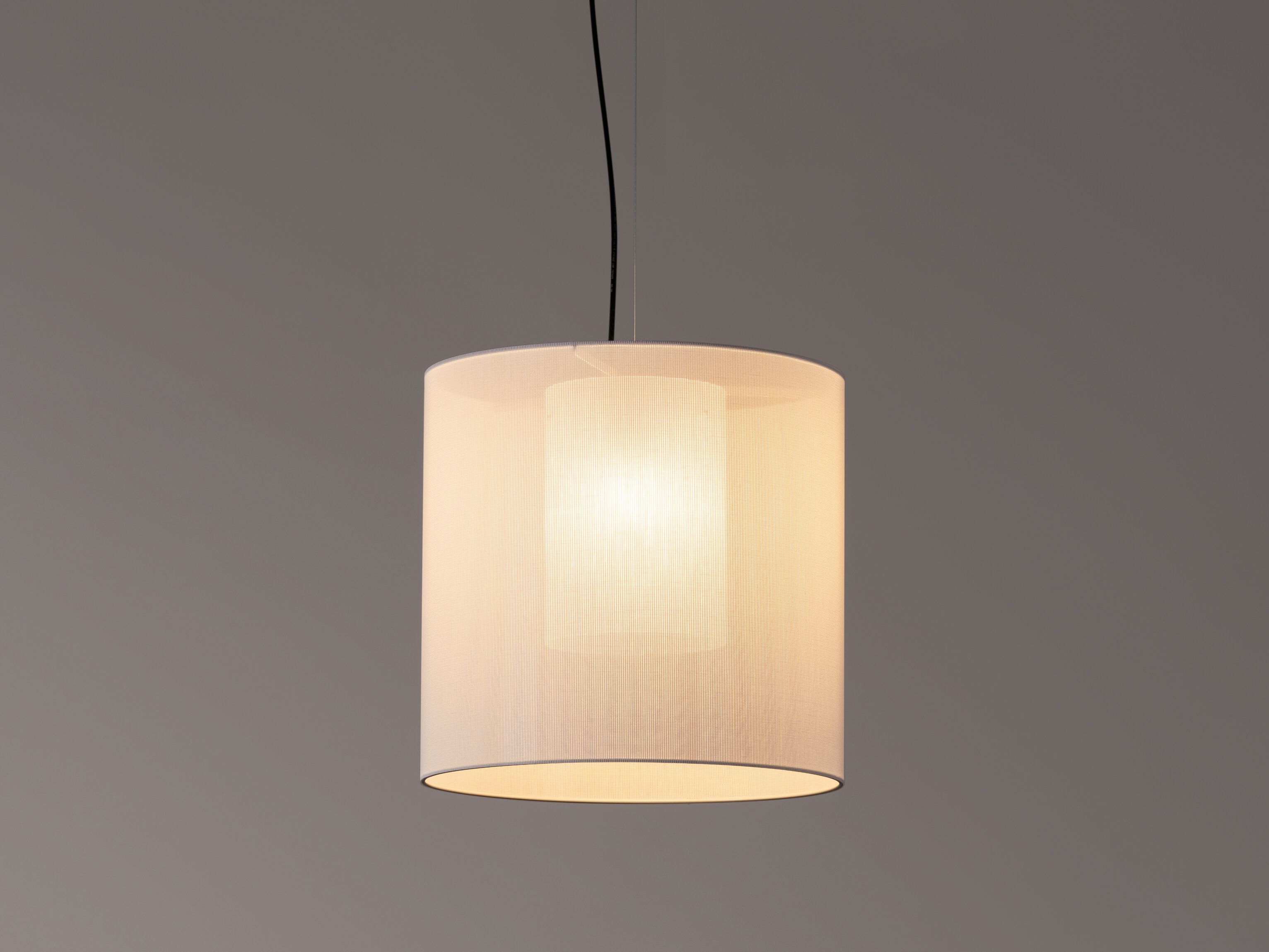 MOARÉ LED polyester pendant lamp By Santa & Cole | design Antoni Arola