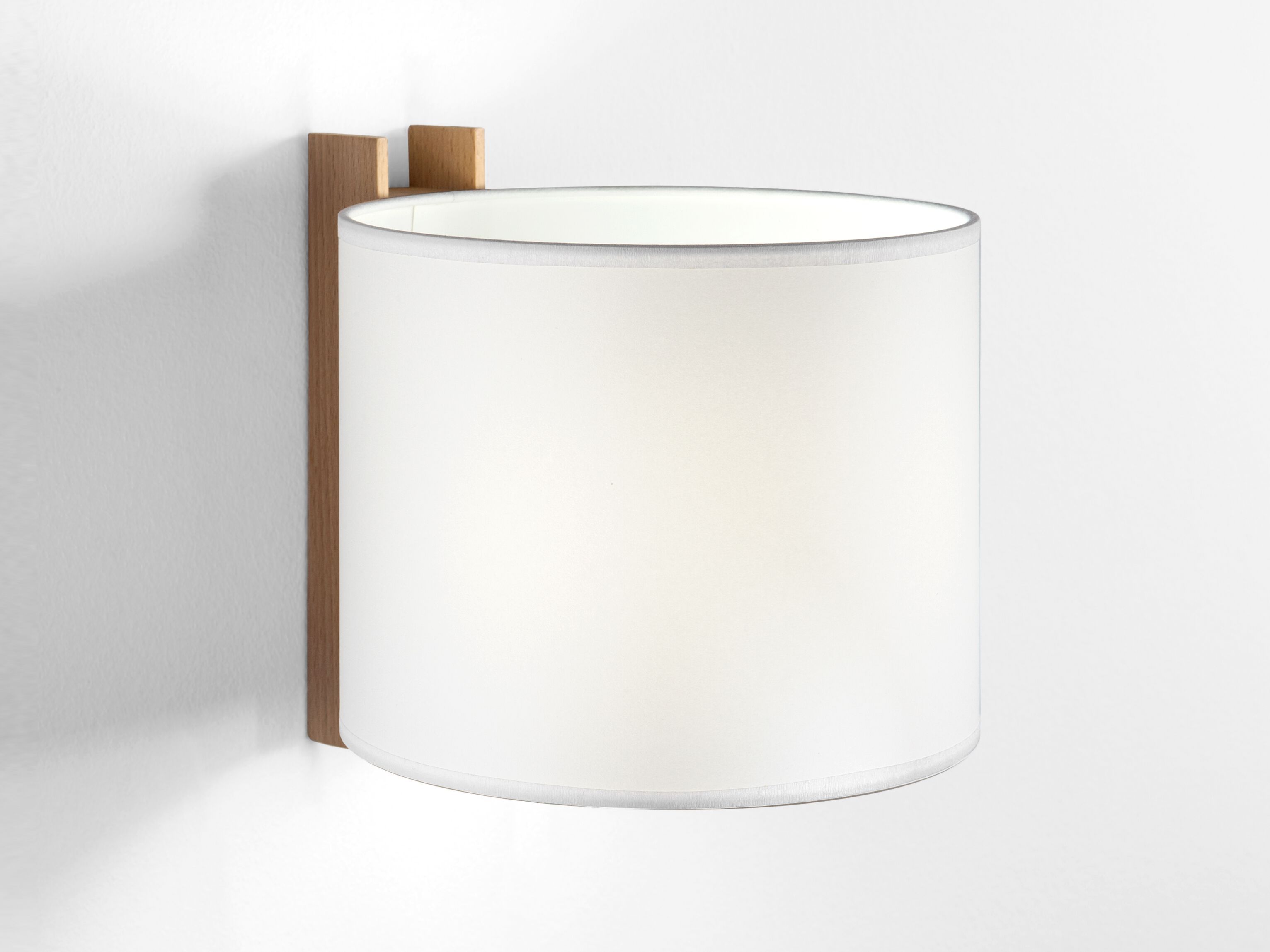 TMM CORTO LED parchment paper wall light By Santa & Cole | design ...
