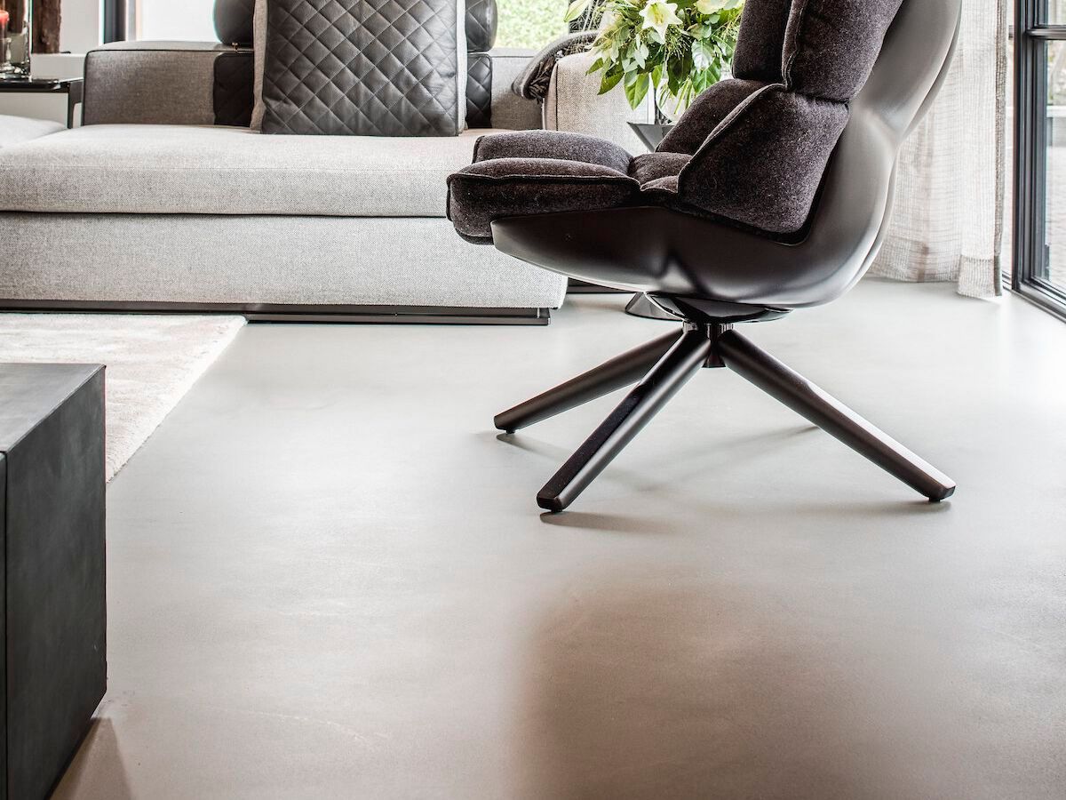 GRAIN Continuous flooring By Senso