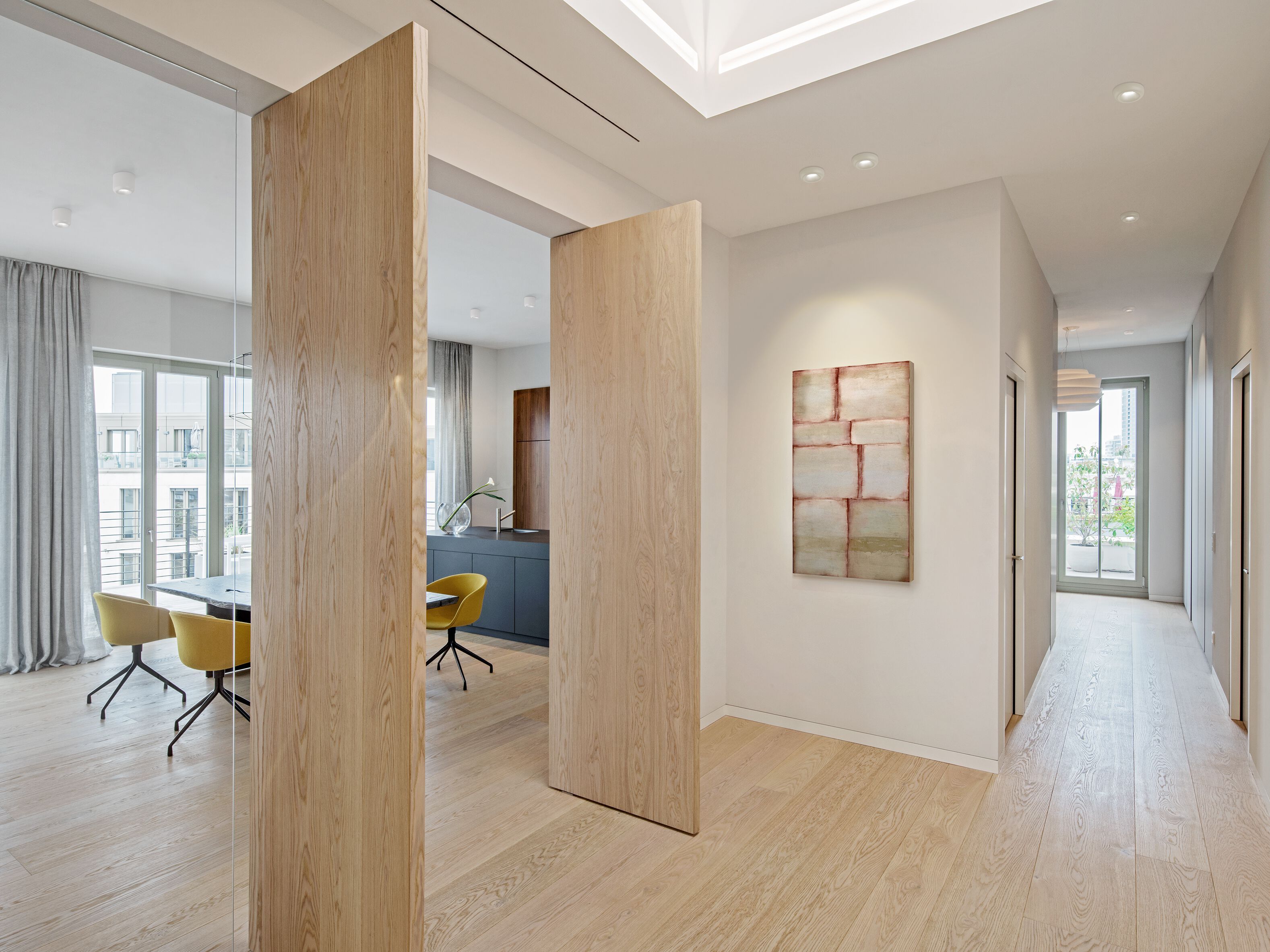 CAVITY Ceiling lamp By serien.lighting