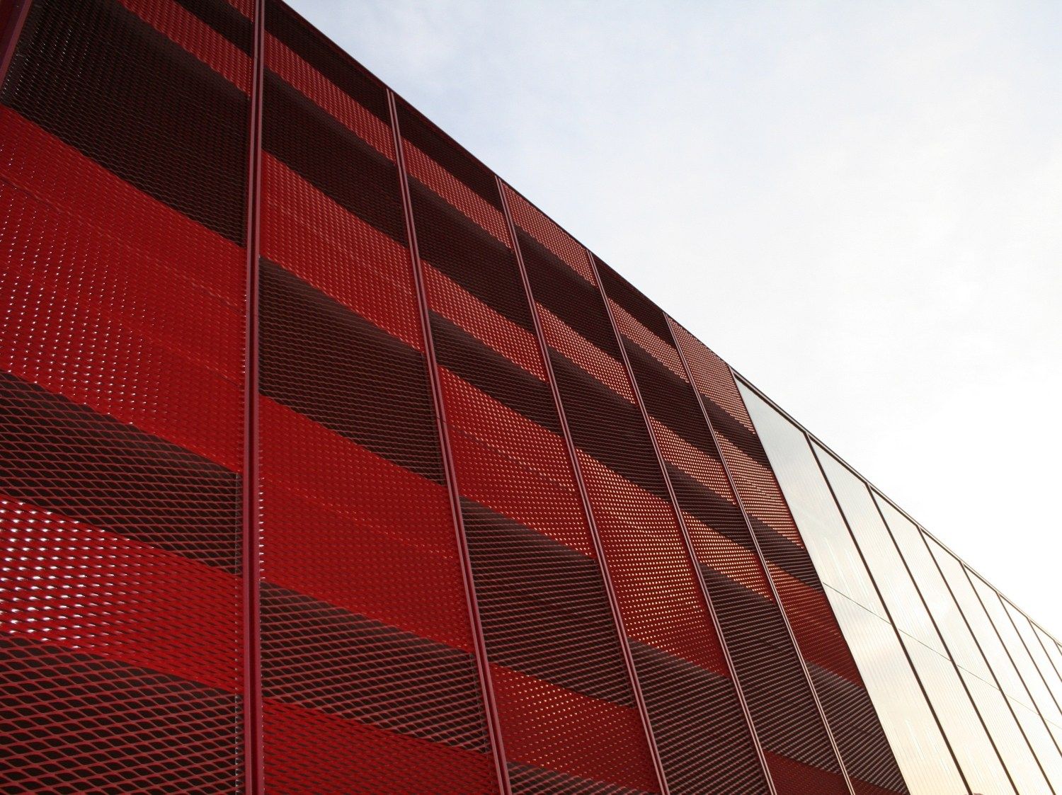 Expanded metal Stretched mesh for facade finish FAÇADE By METAL DEPLOYE
